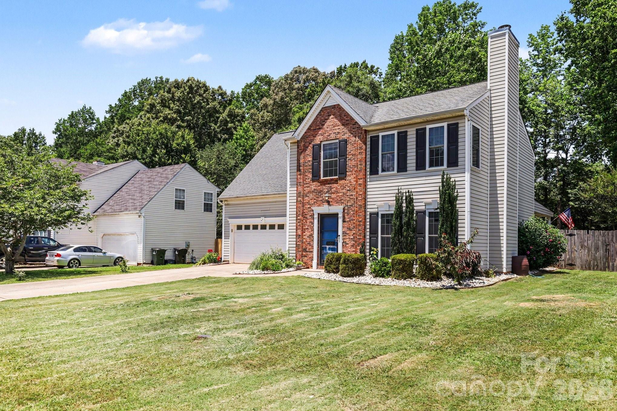 Photo 2 of 504 Saddlebrook Drive, Rock Hill, SC
