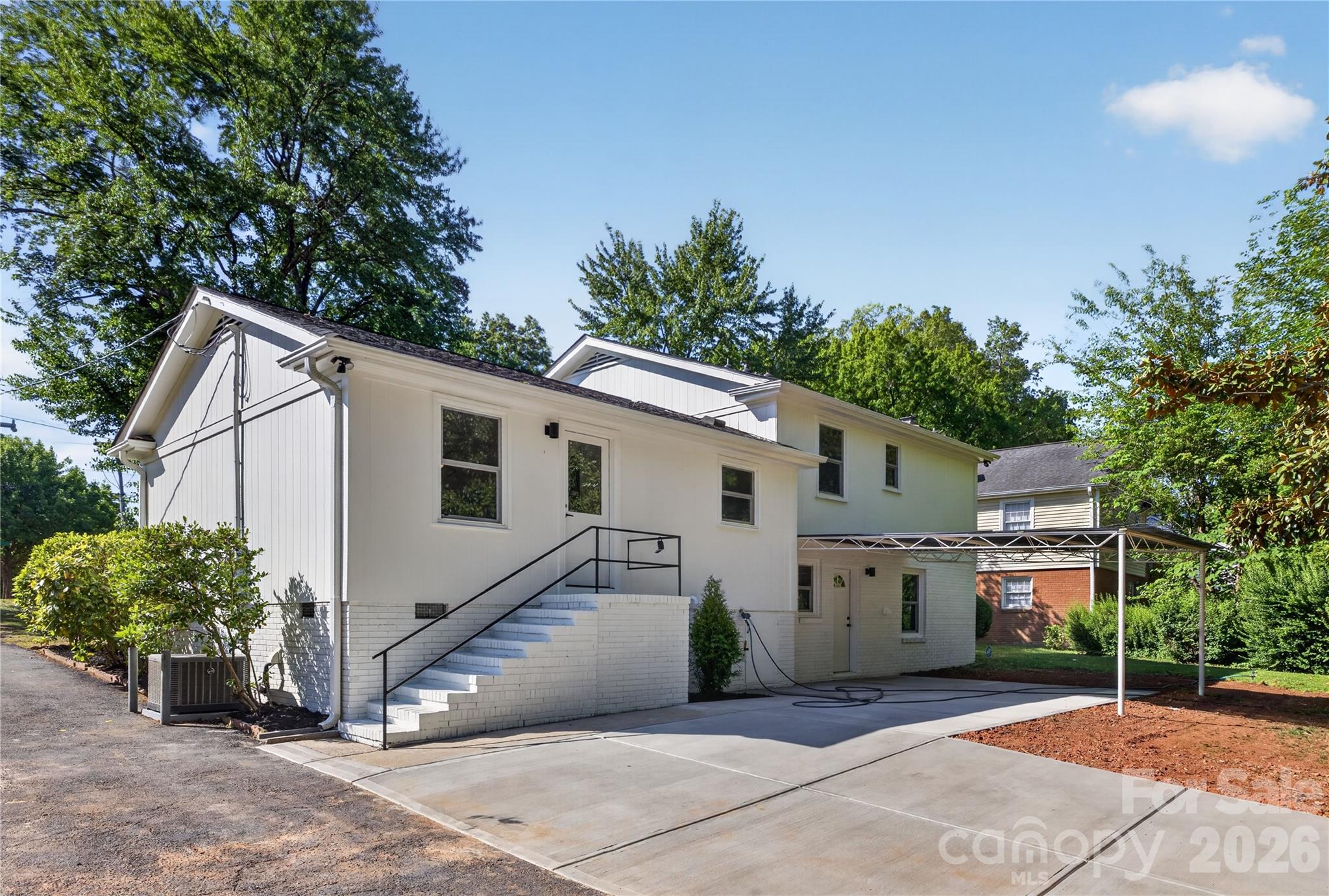 Photo 19 of 5938 Sharon Road, Charlotte, NC