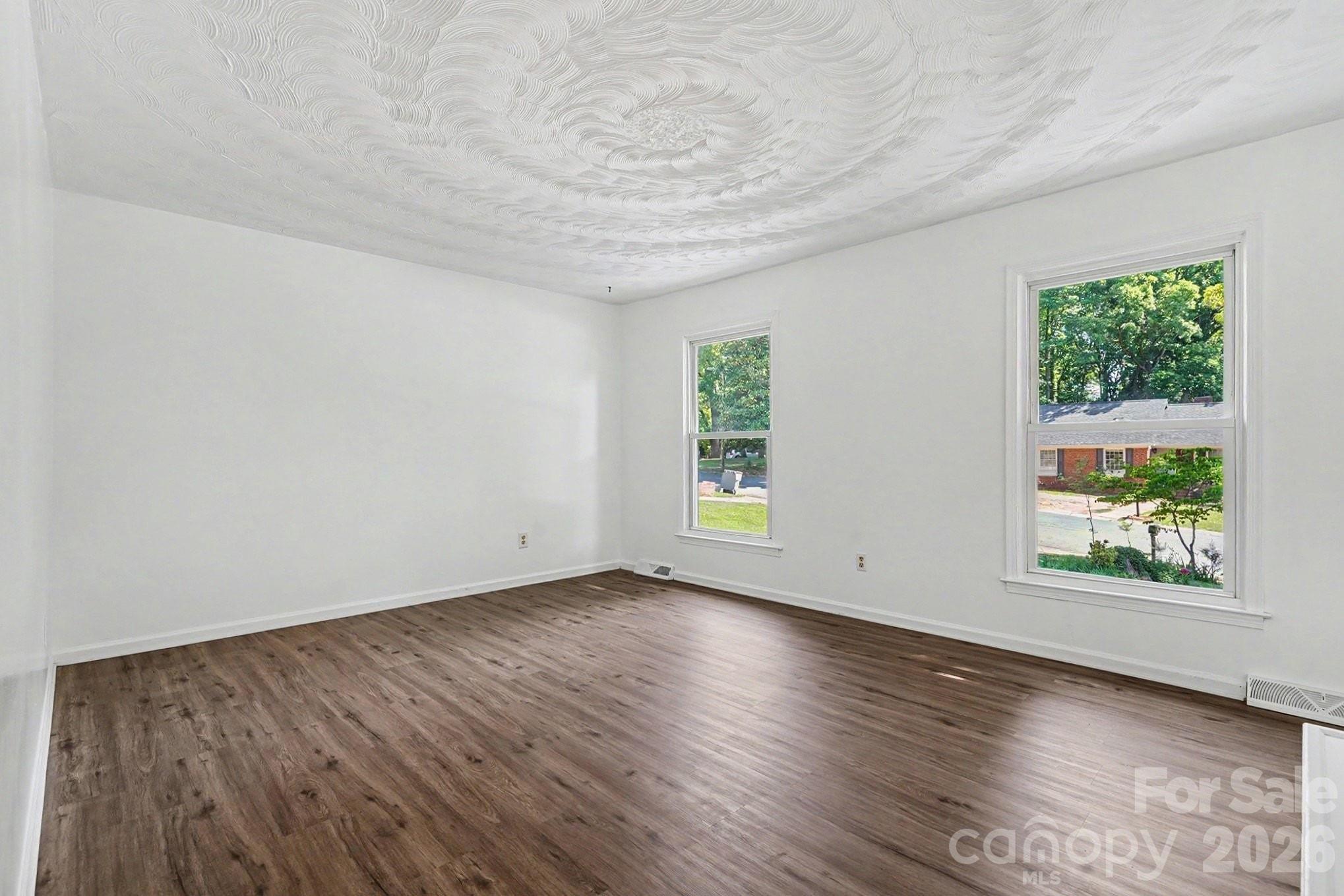3601 Cross Winds Road, Charlotte, NC - photo 4 of 28