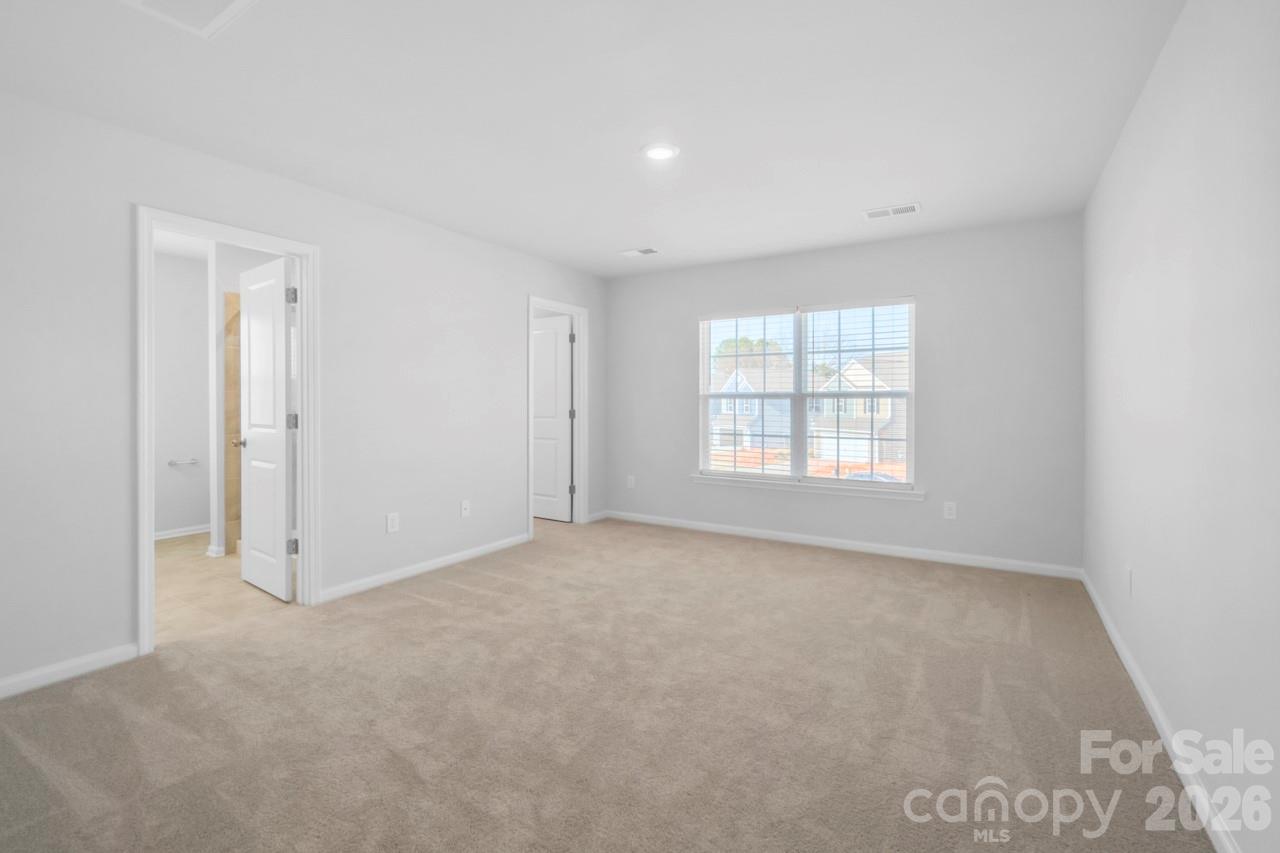 Photo 18 of 12807 Canterbury Castle Drive, Charlotte, NC