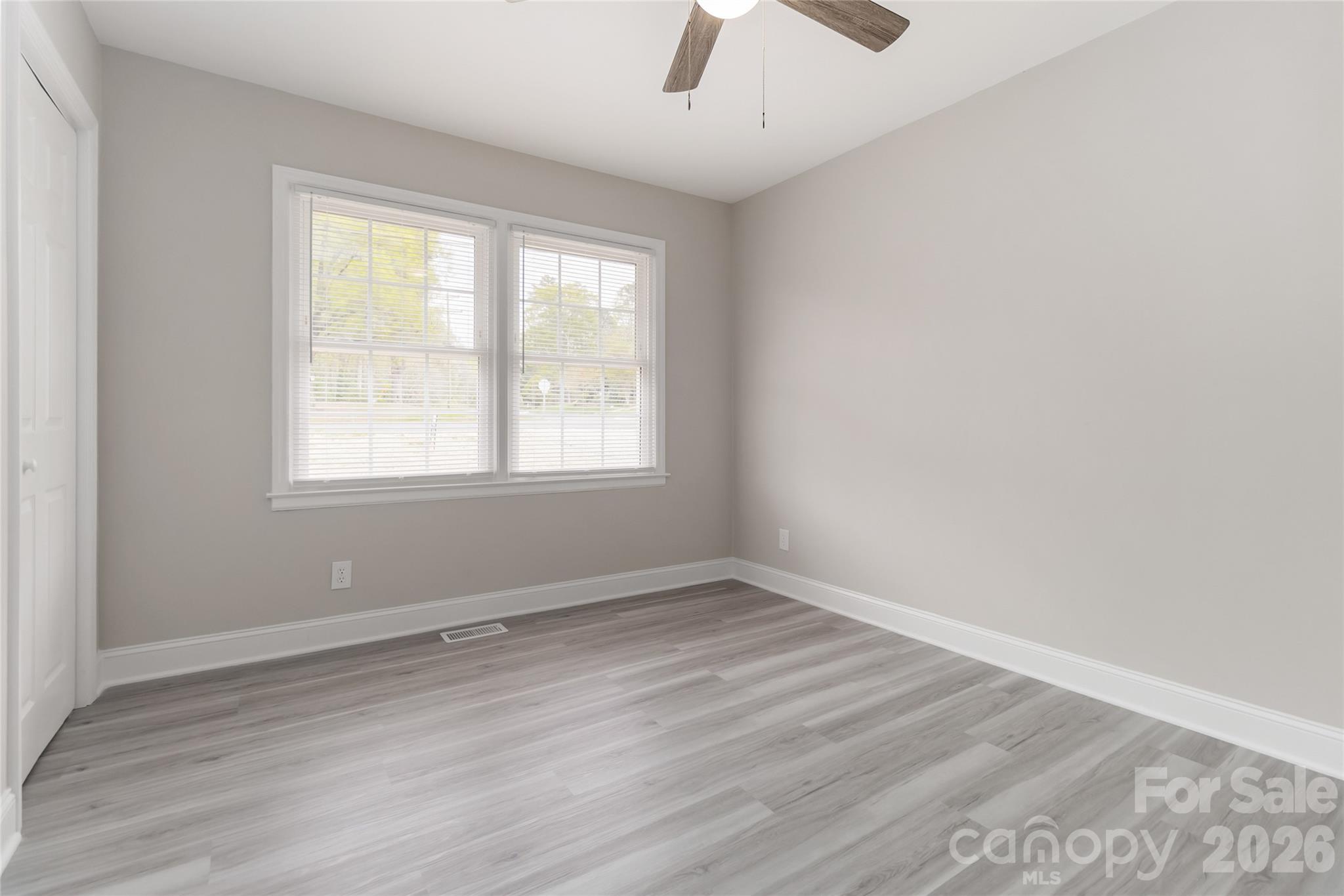 Photo 13 of 6726 Barrington Drive, Charlotte, NC