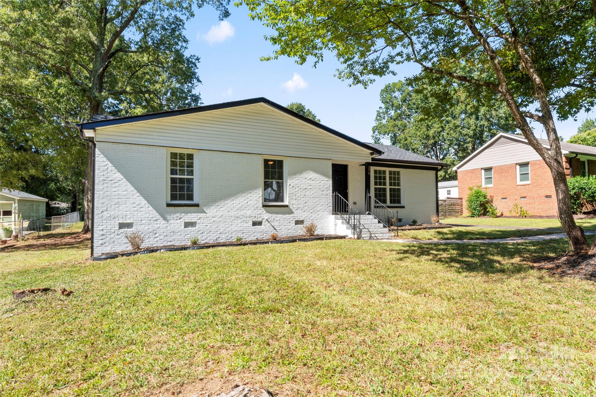 Photo 2 of 5316 Rupert Lane, Charlotte, NC