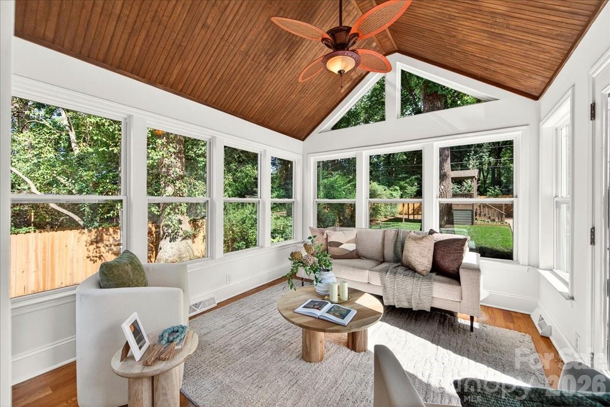 Photo 20 of 1333 Woodland Drive, Charlotte, NC