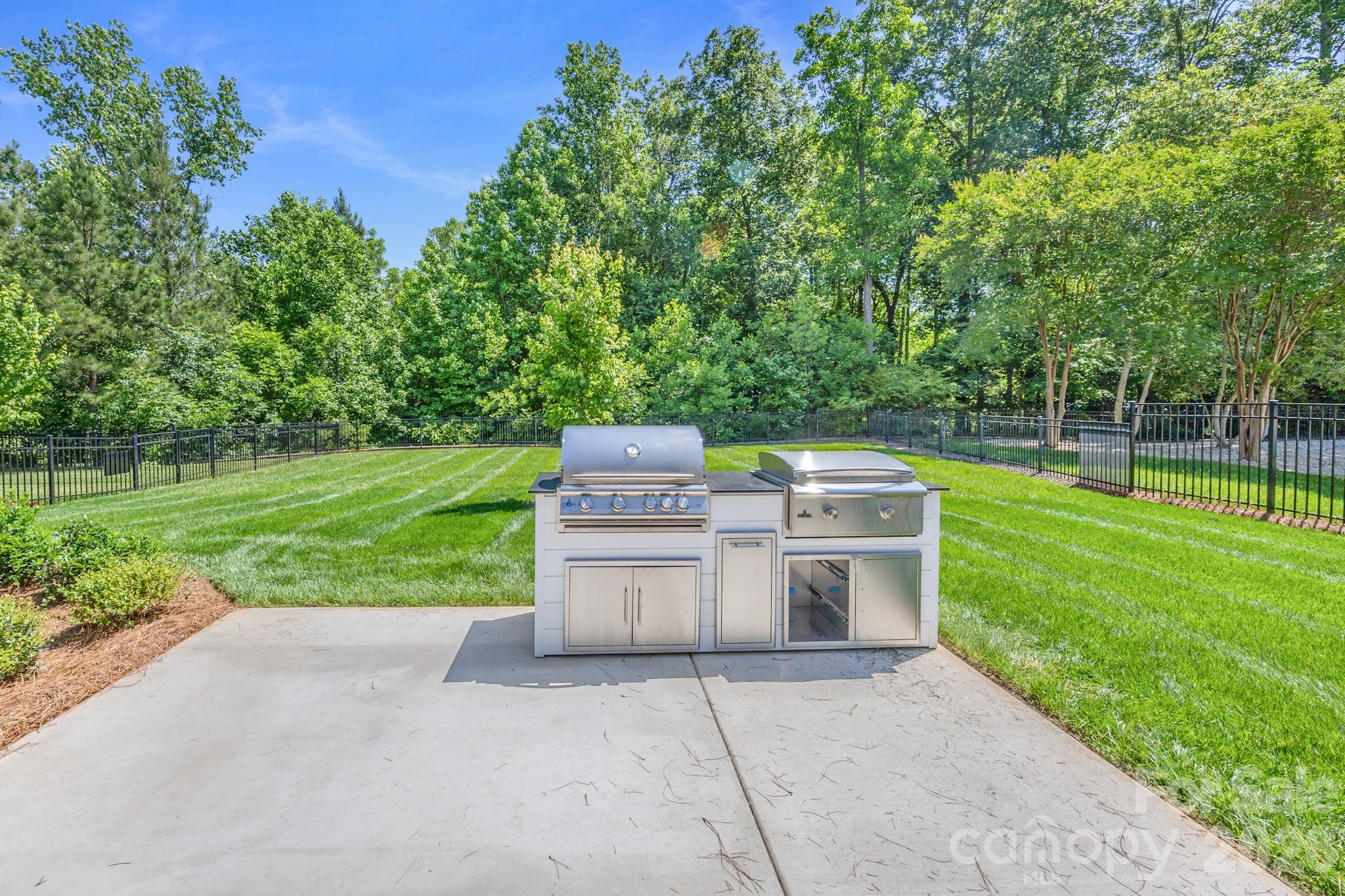 Photo 34 of 6407 Barcelona Way, Charlotte, NC