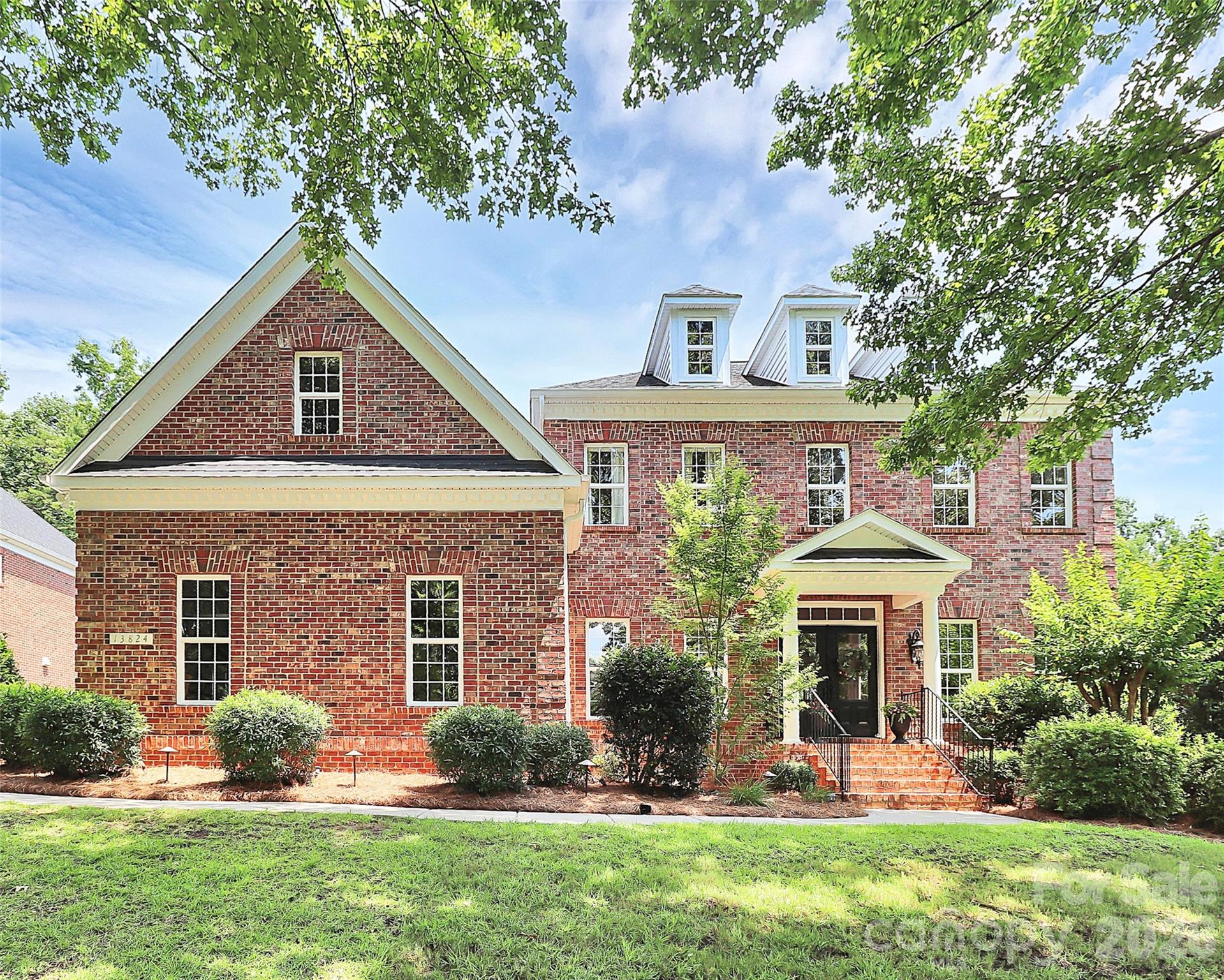 13824 Glen Abbey Drive, Charlotte, NC