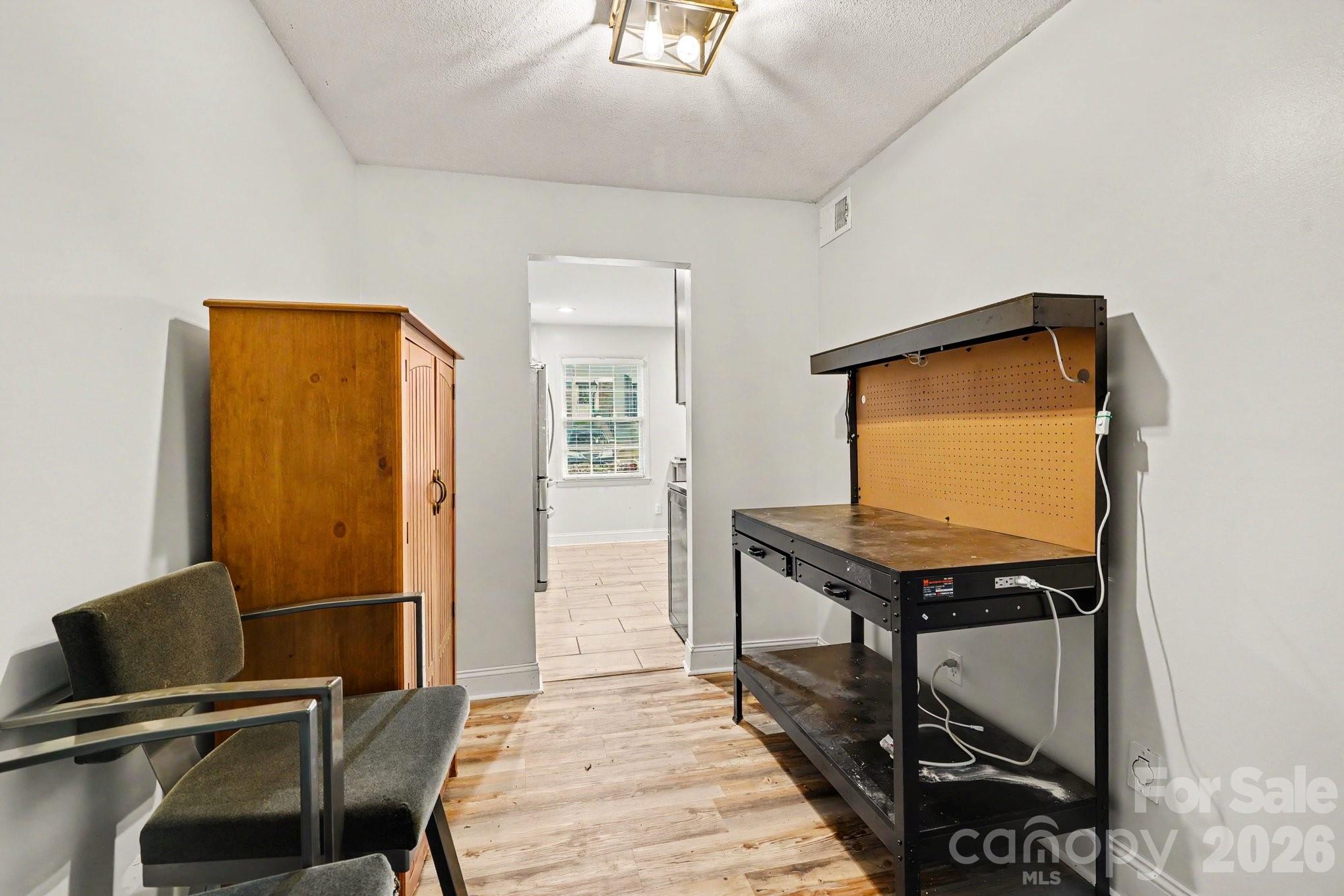 Photo 10 of 4605 Hedgemore DriveH, Charlotte, NC