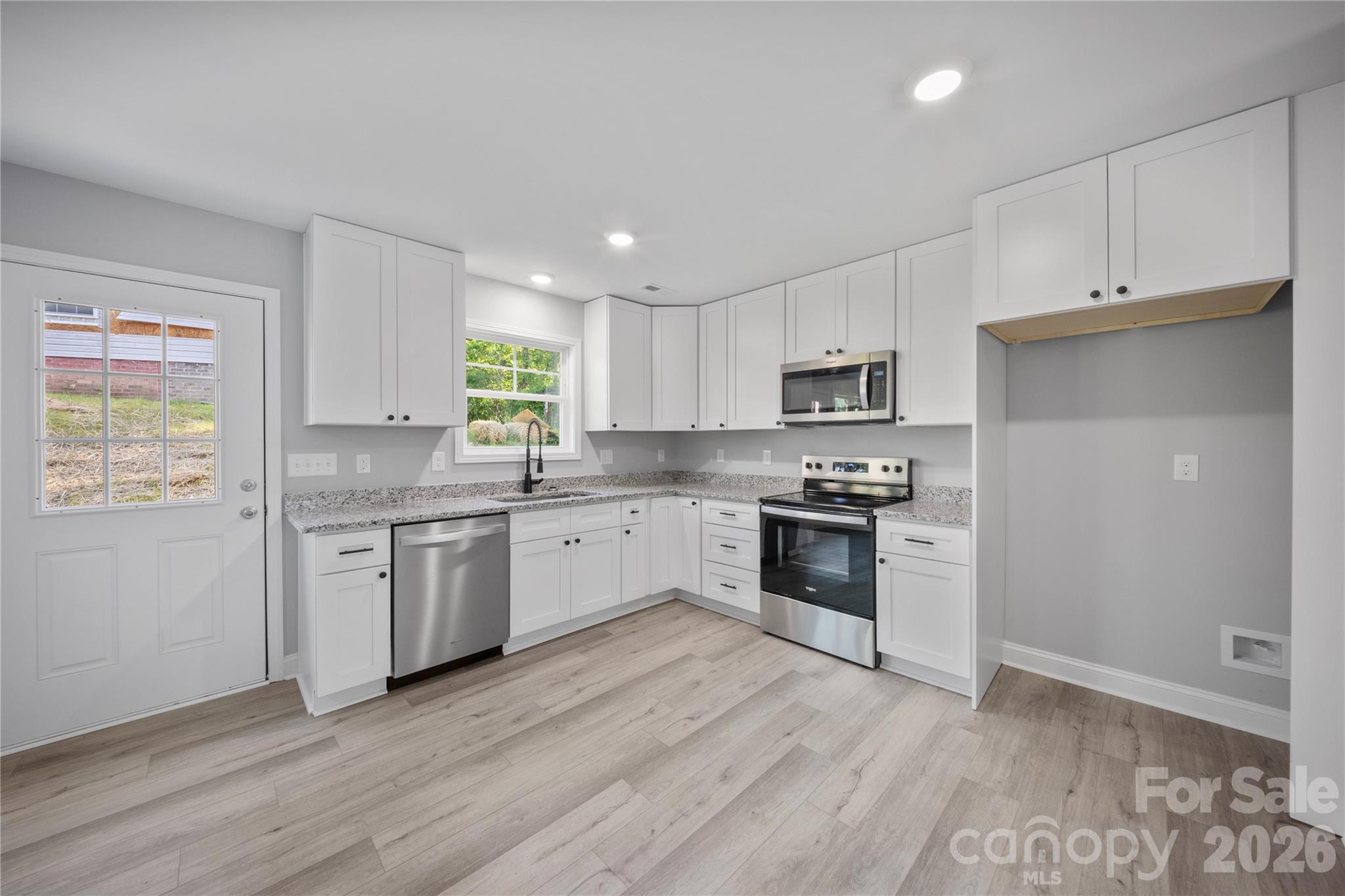 303 W 9th Street, Kannapolis, NC - photo 7 of 21