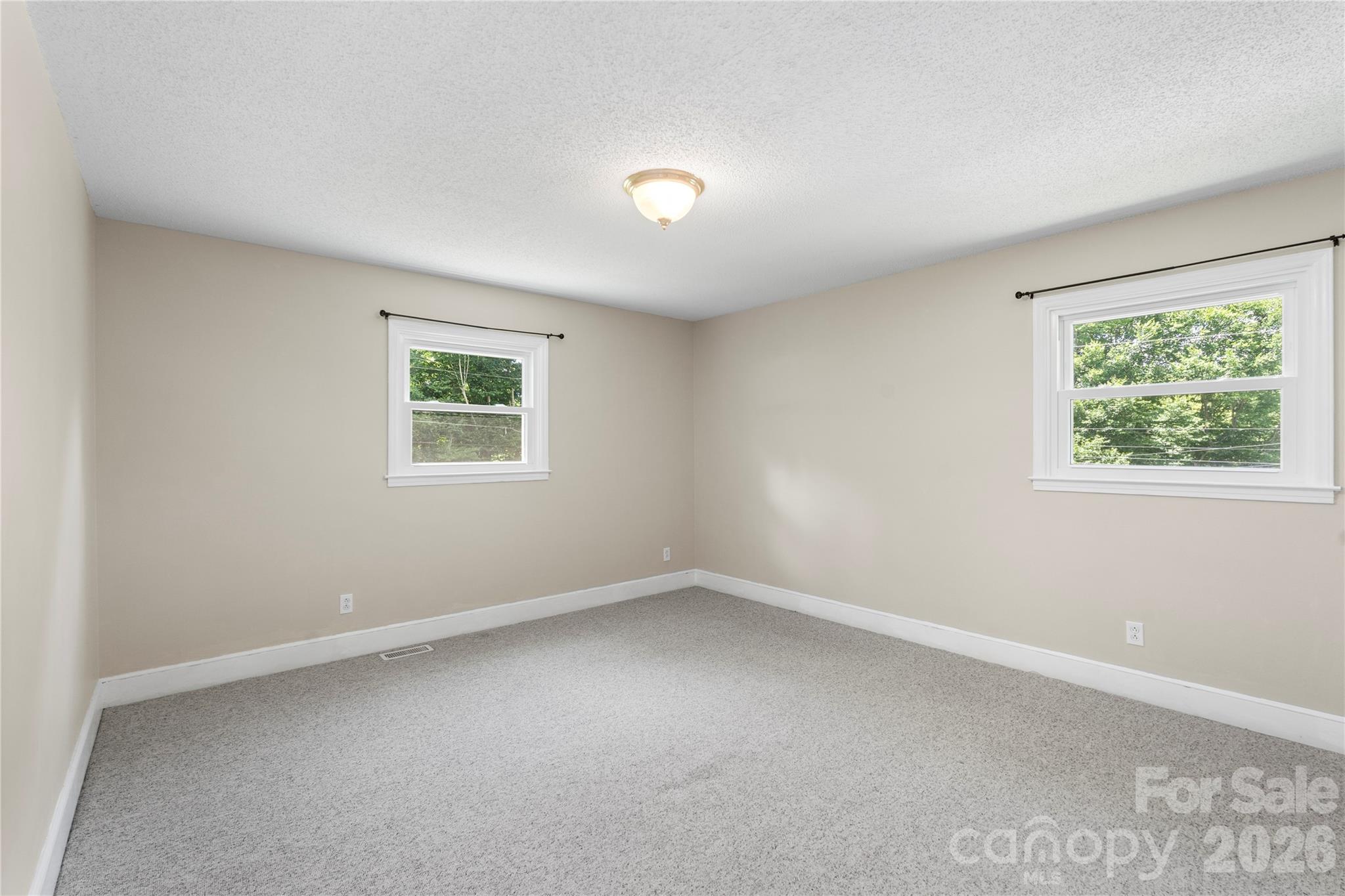 Home for sale at 221 Kingsway Circle, Charlotte, NC — photo 27 of 48