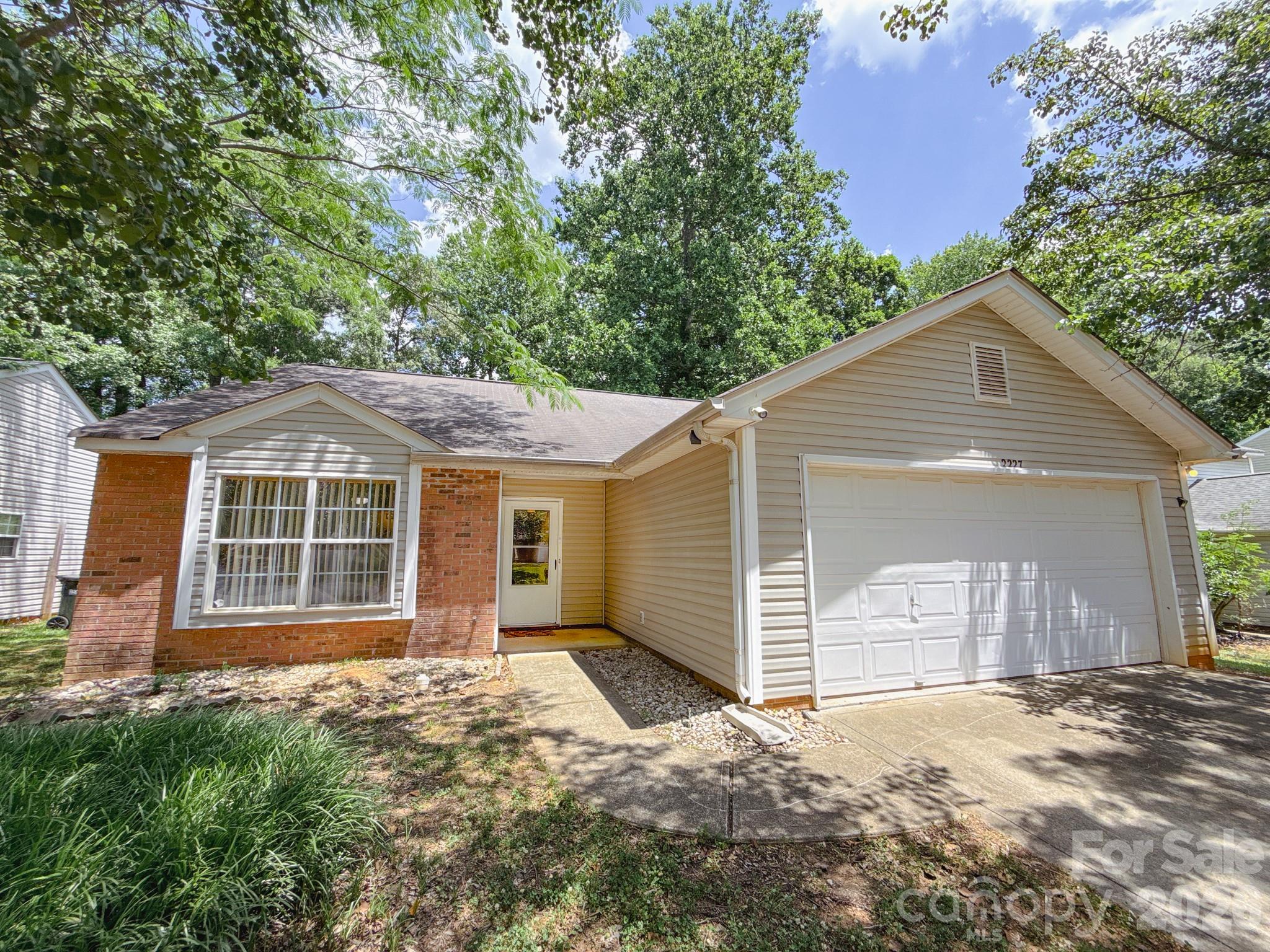 2227 Mancke Drive, Rock Hill, SC - photo 2 of 31