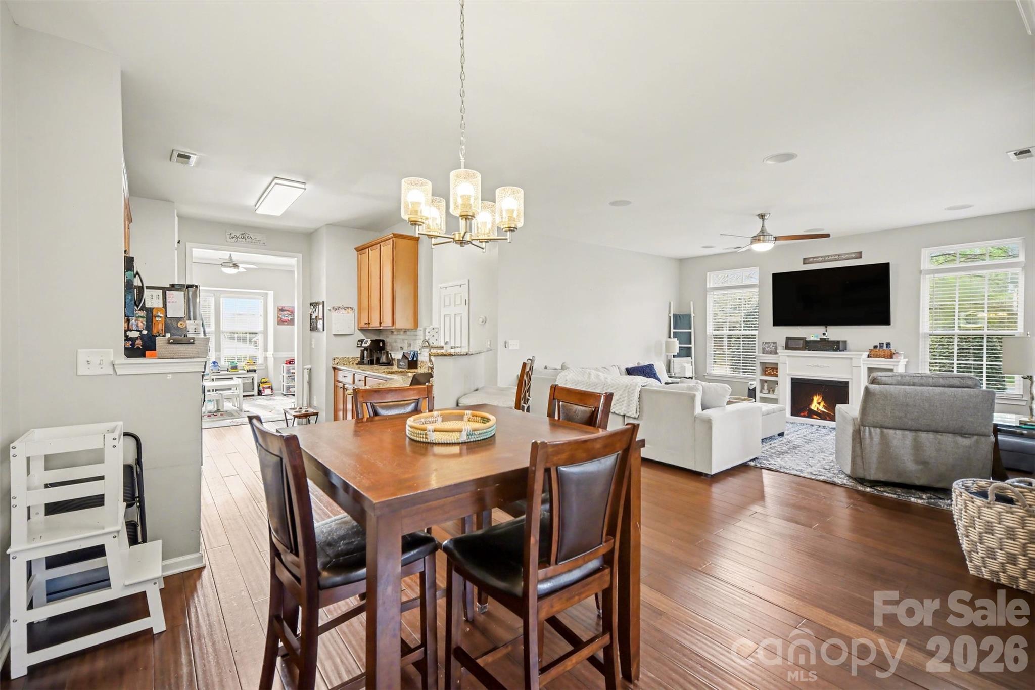 5705 Mossdale Lane, Charlotte, NC - photo 13 of 41
