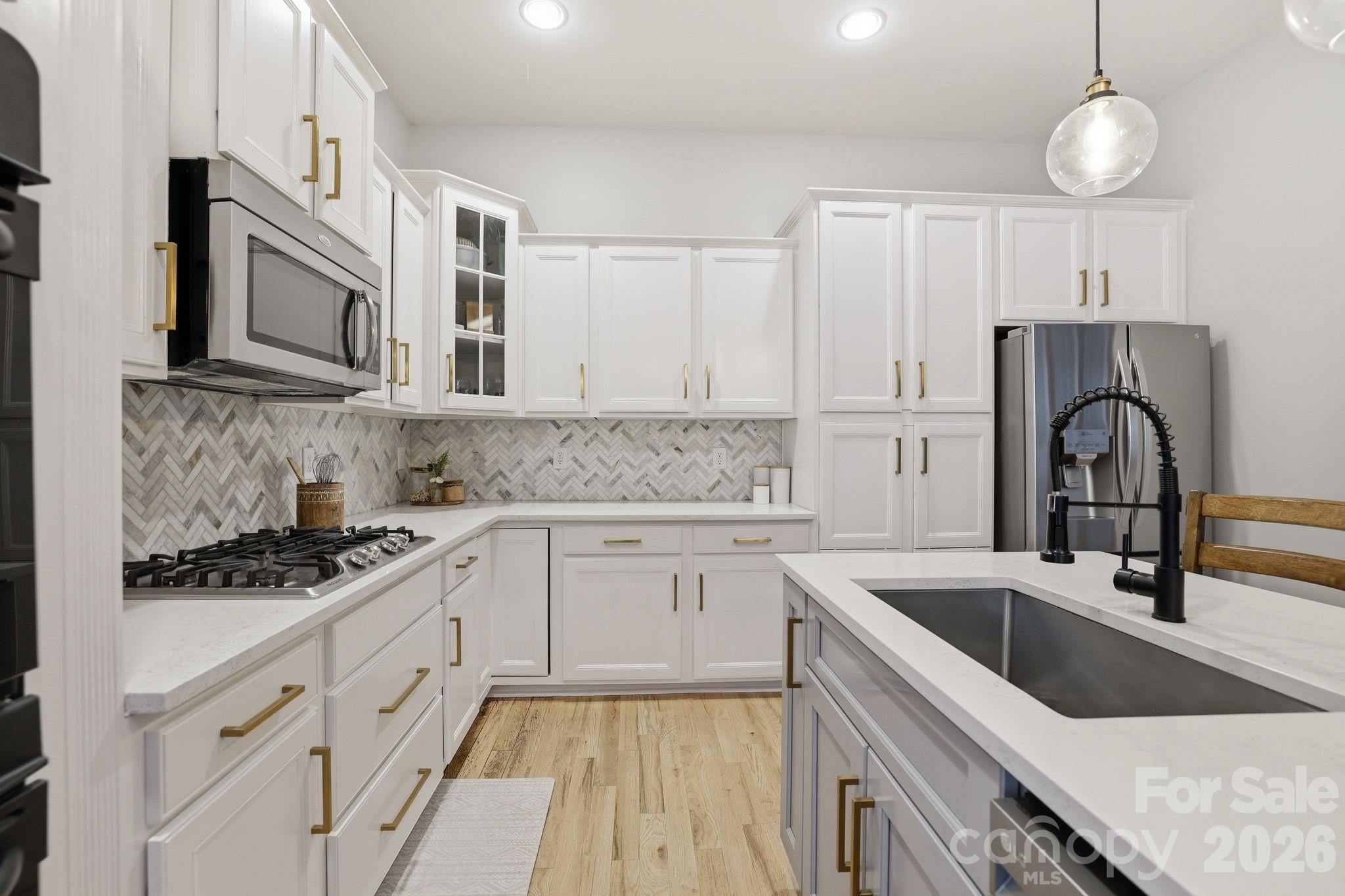 Photo 4 of 8636 Sagekirk Court, Charlotte, NC