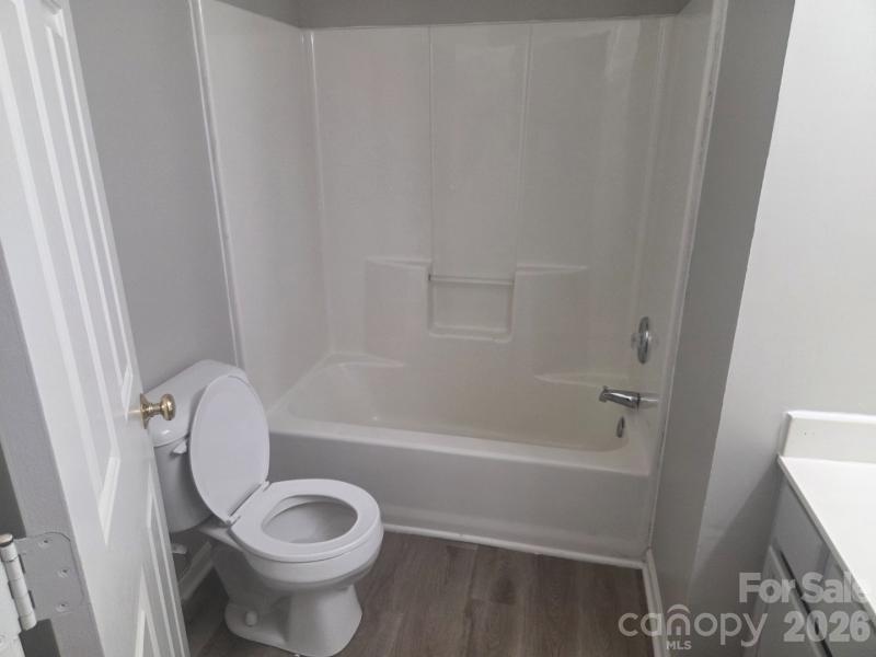 Photo 10 of 821 Lakehill Road, Charlotte, NC
