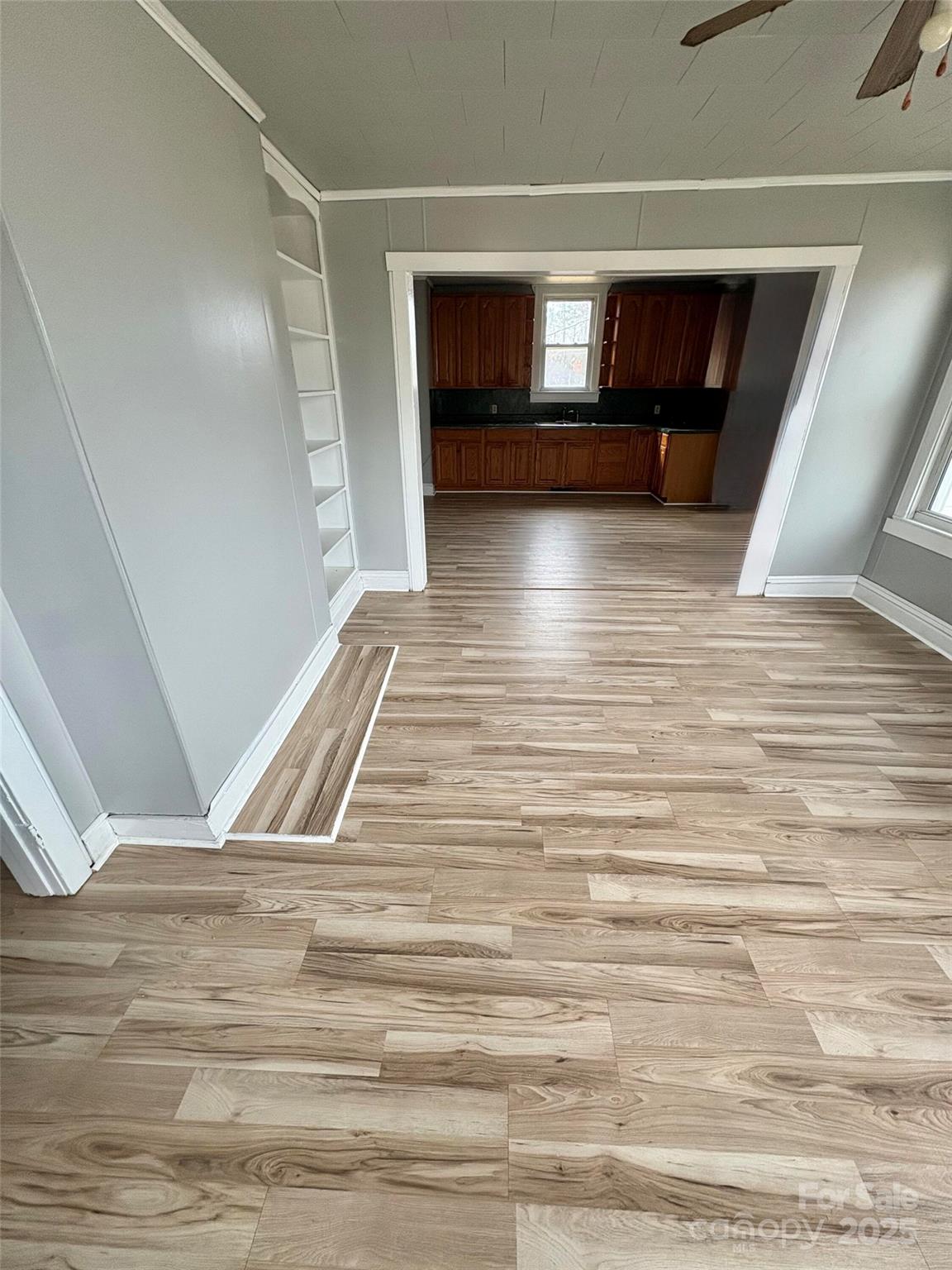 8 Maple Street, Great Falls, SC - photo 4 of 16