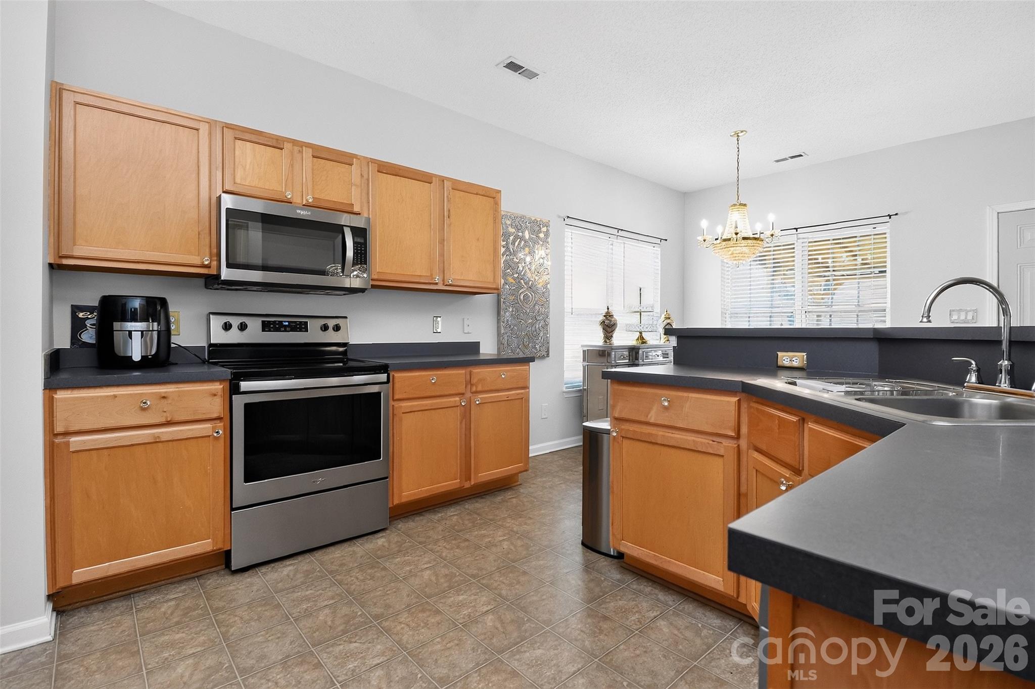 Home for sale at 7613 Deluca Drive, Charlotte, NC — photo 14 of 46
