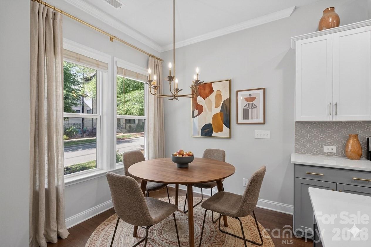 Photo 7 of 6318 Southgrove Street, Charlotte, NC
