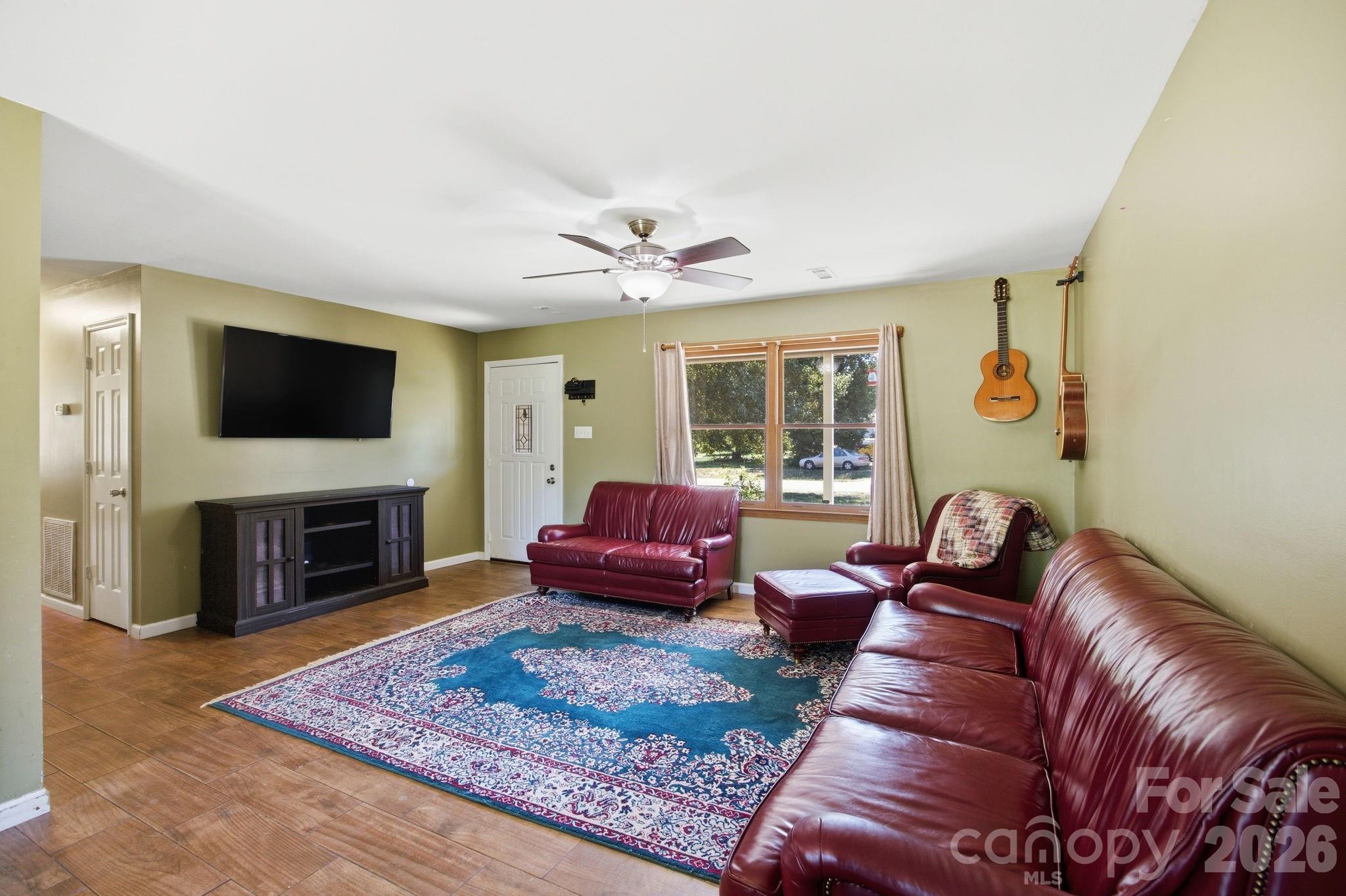 129 Salem Meadow Drive, Statesville, NC - photo 10 of 41