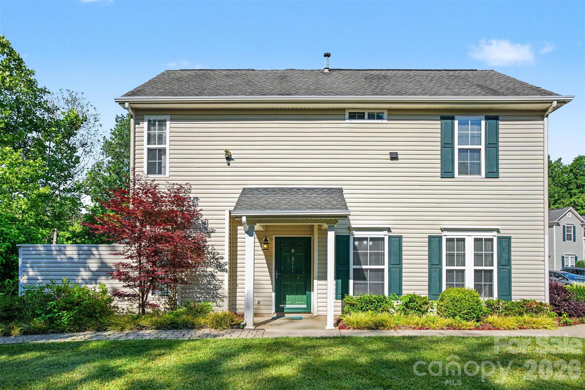 8917 Cinnabay Drive, Charlotte, NC - photo 3 of 16