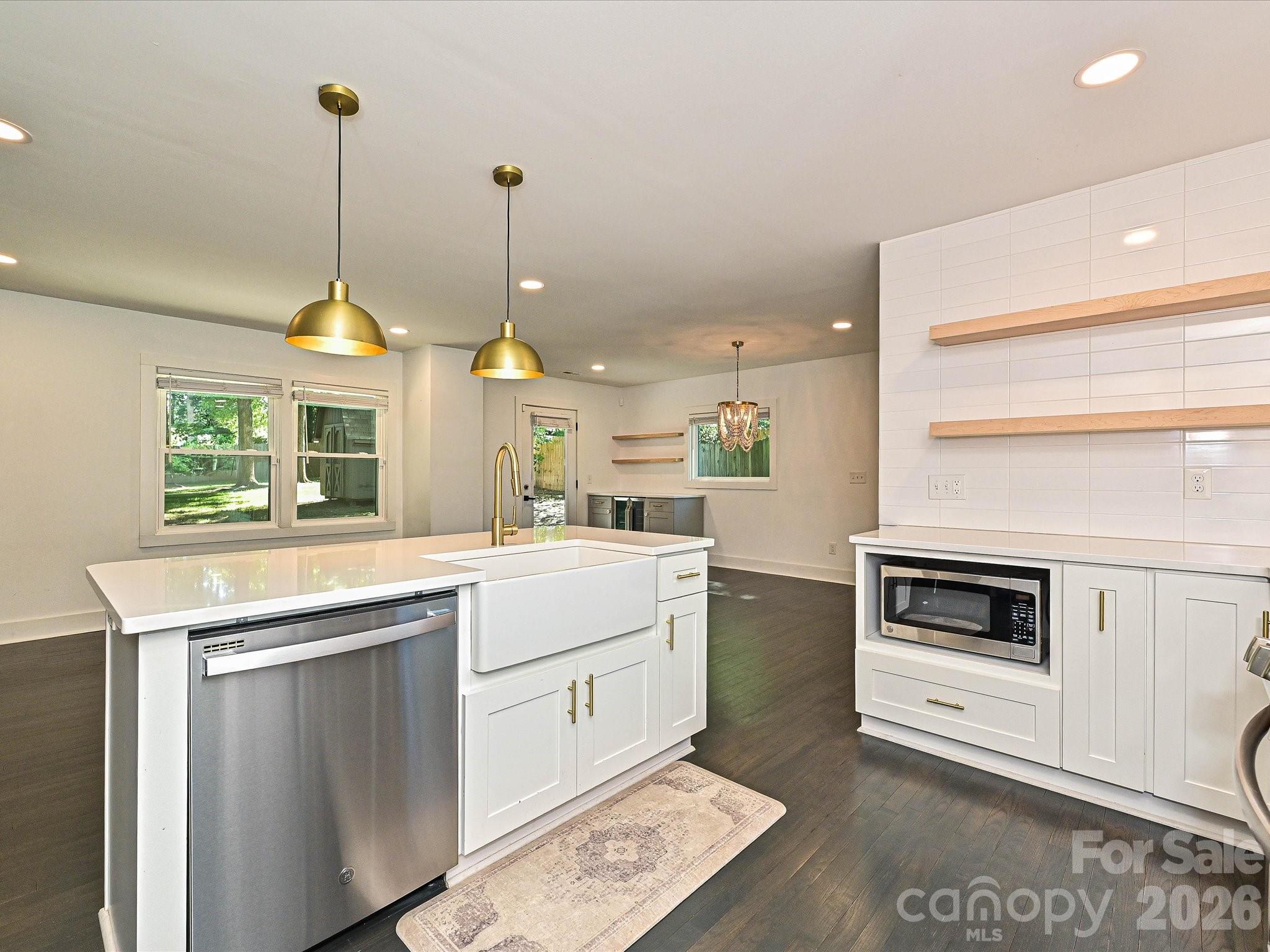 Photo 9 of 5623 Ruth Drive, Charlotte, NC