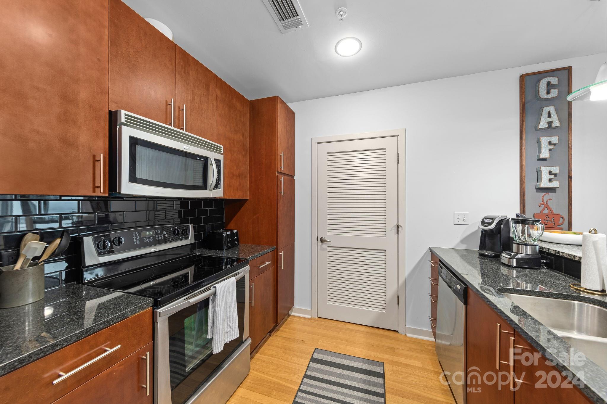 Photo 5 of 210 N Church Street2513, Charlotte, NC