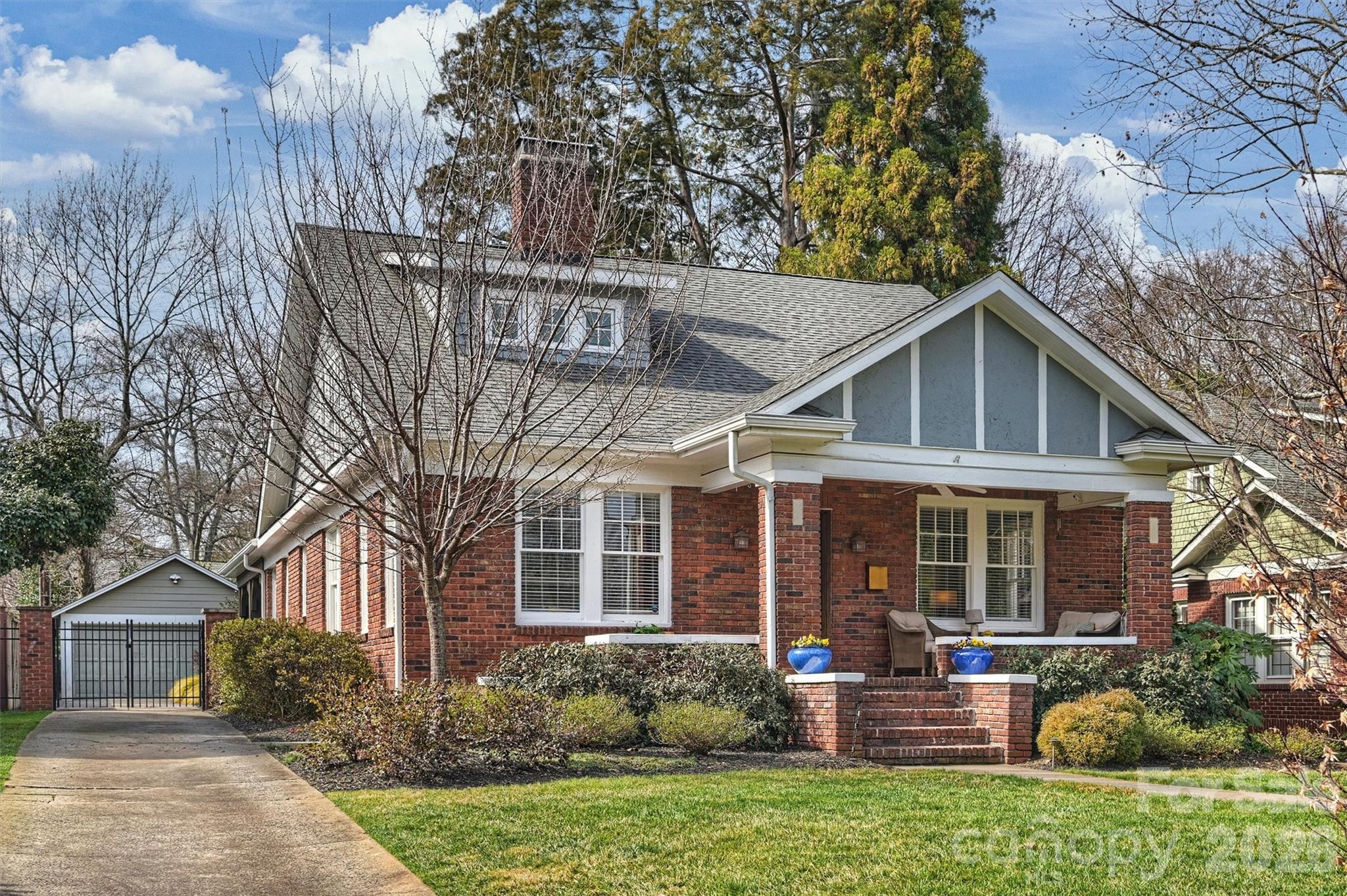 Photo 2 of 1912 Dilworth Road E, Charlotte, NC