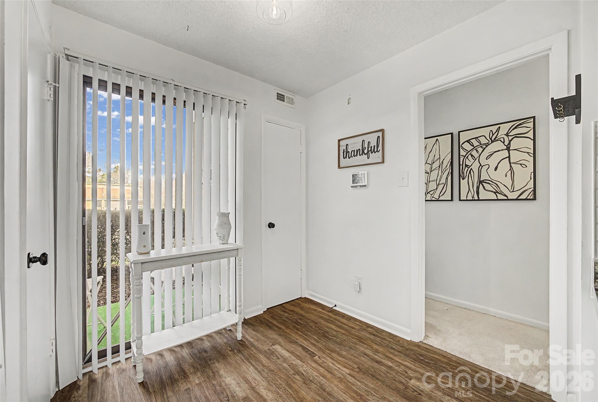 Photo 9 of 7911 Charter Oak Lane, Charlotte, NC