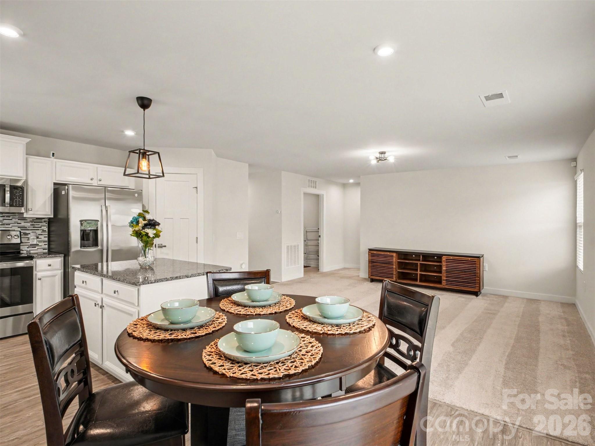 Photo 6 of 5513 Hughesdale Drive, Charlotte, NC