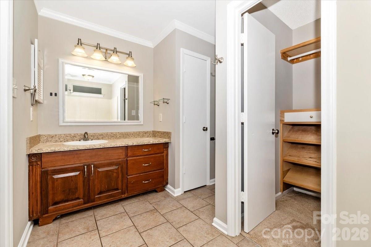 Home for sale at 12010 Millingport Place, Charlotte, NC — photo 12 of 36