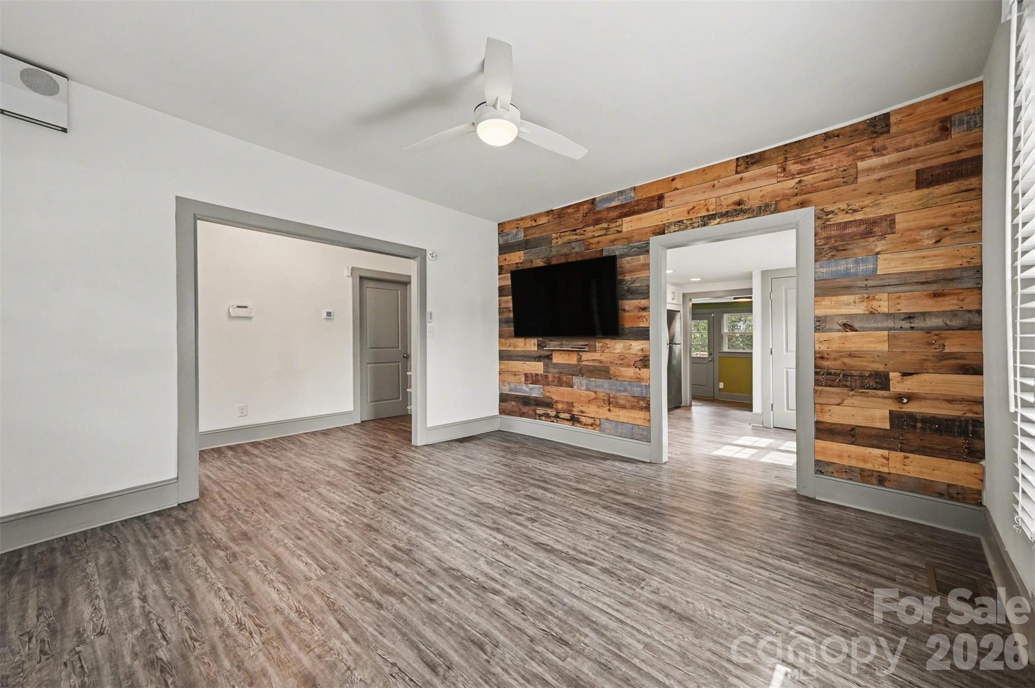 506 Campus Street, Charlotte, NC - photo 3 of 49
