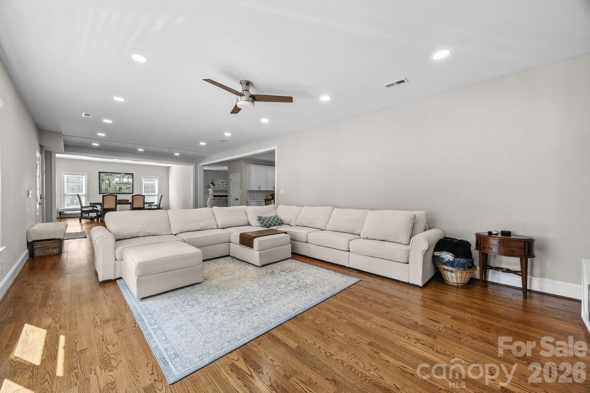 908 Woodhurst Drive, Wesley Chapel, NC - photo 13 of 49