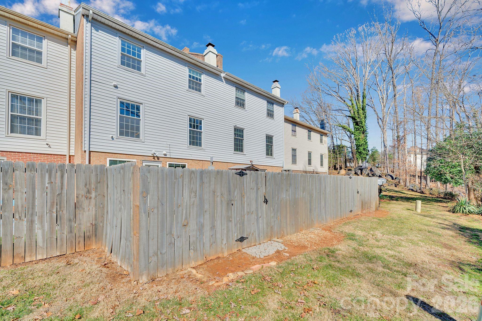 Photo 28 of 8308 Knights Bridge Road, Charlotte, NC