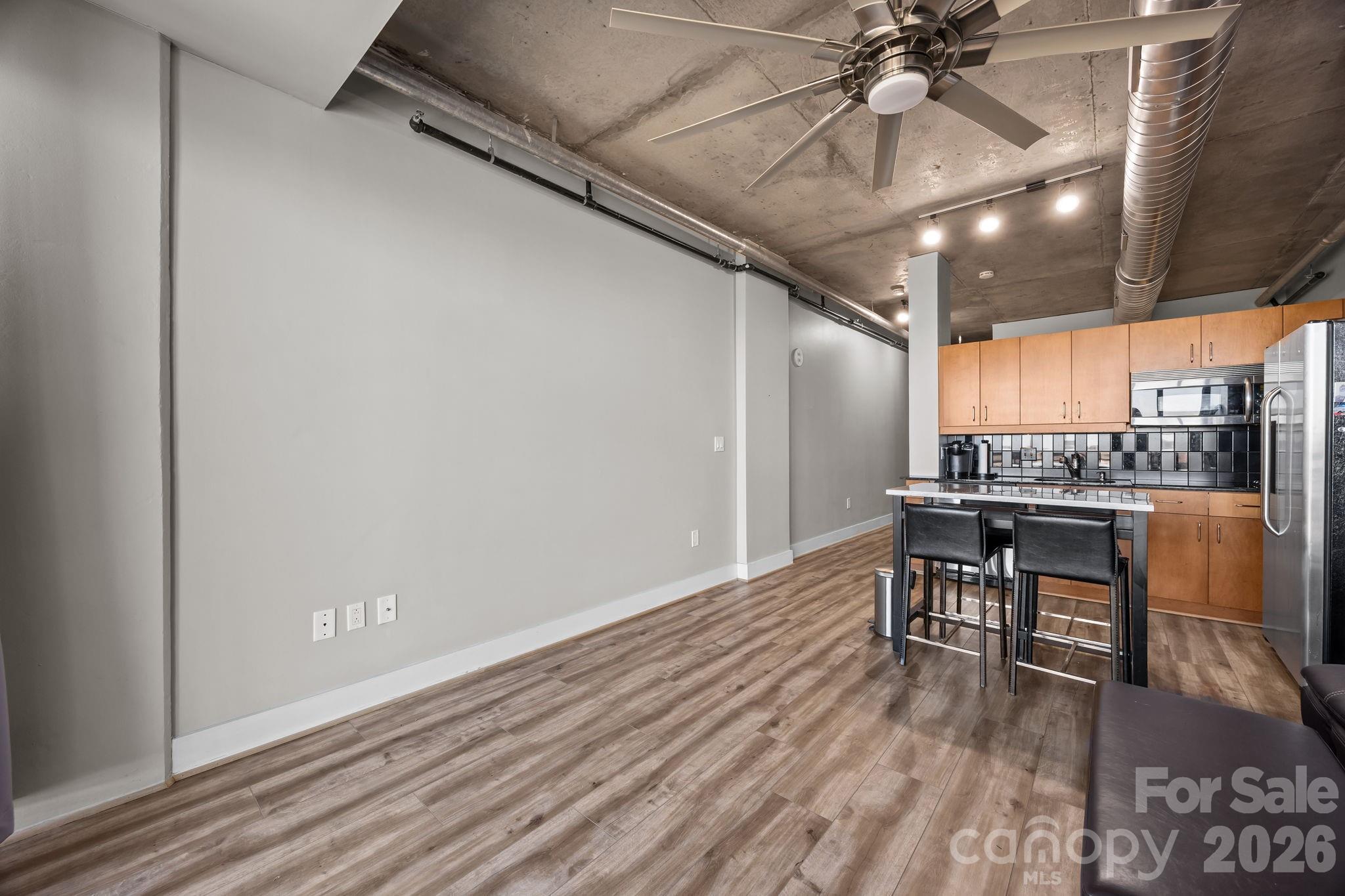 Photo 6 of 505 E 6th Street912, Charlotte, NC