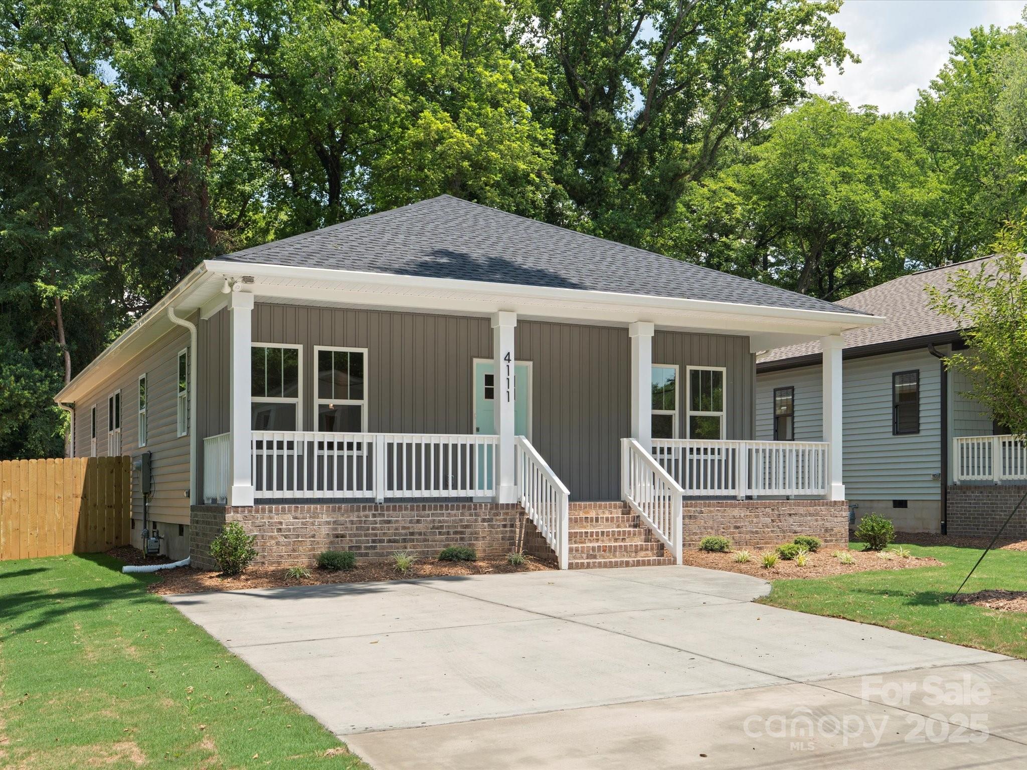 Home for sale at 4111 Rutgers Avenue, Charlotte, NC — photo 1 of 39