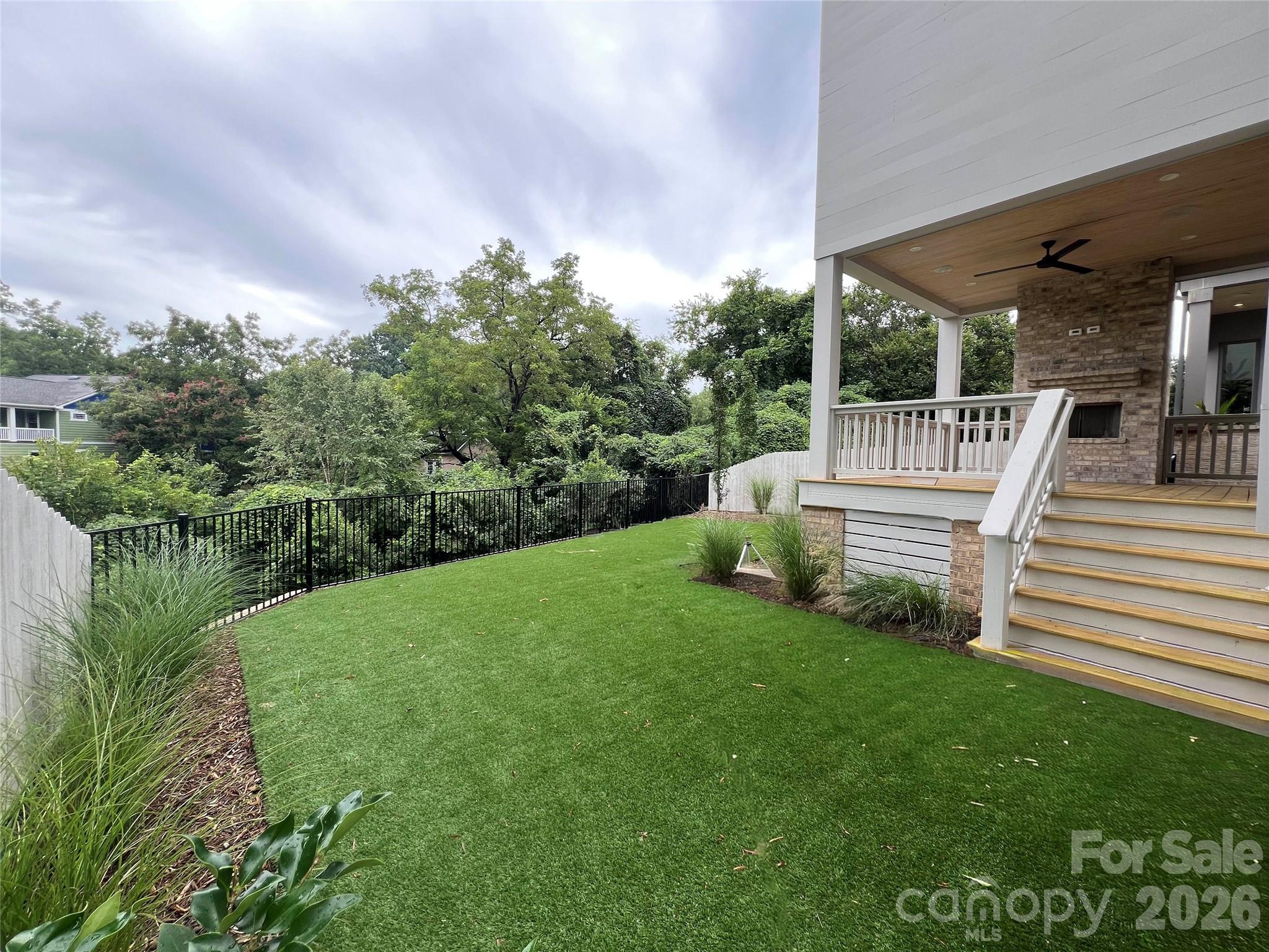 Photo 13 of 719 Charles Avenue, Charlotte, NC