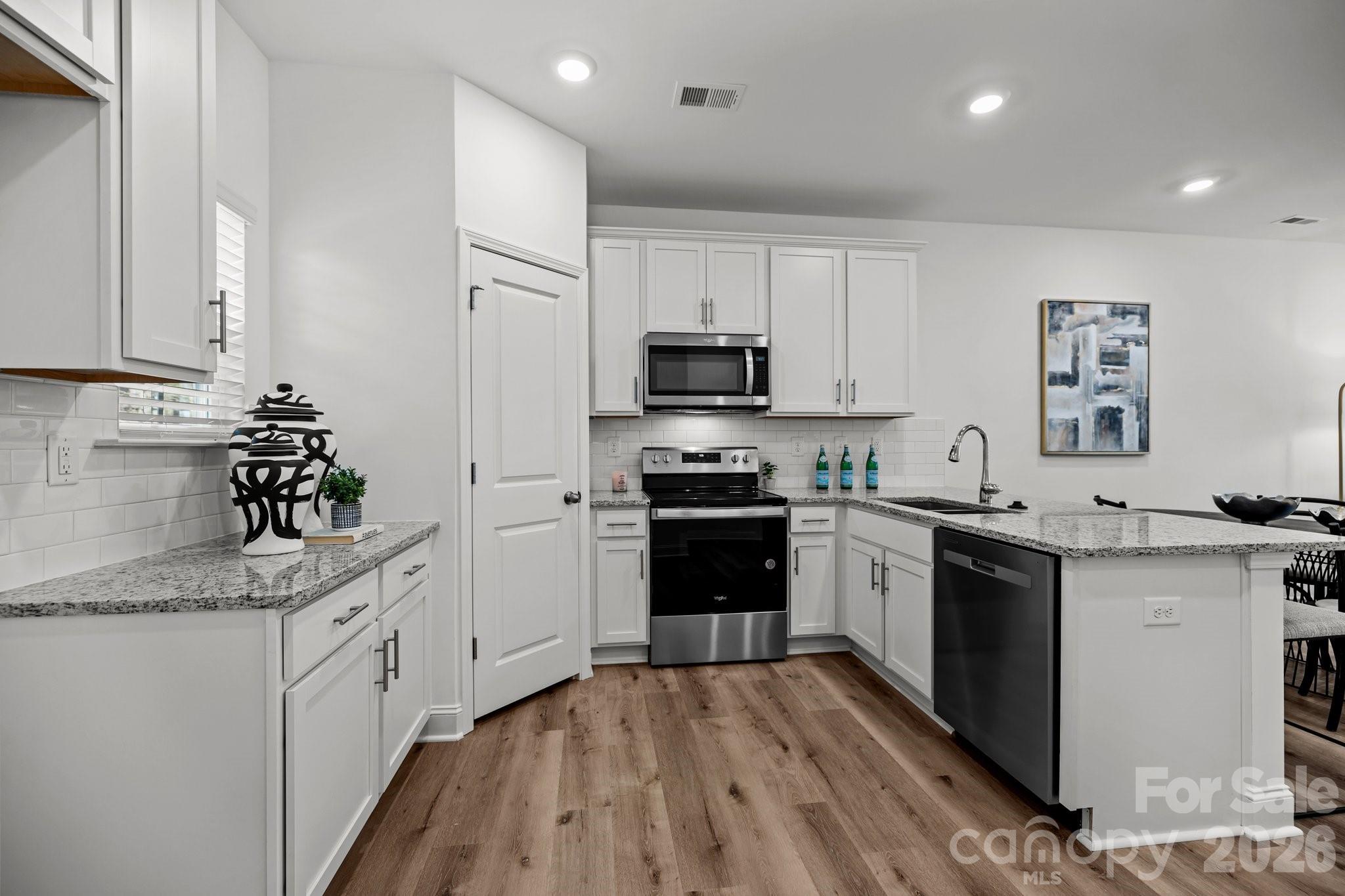 Photo 4 of 3200 Butler Hill Drive29, Matthews, NC