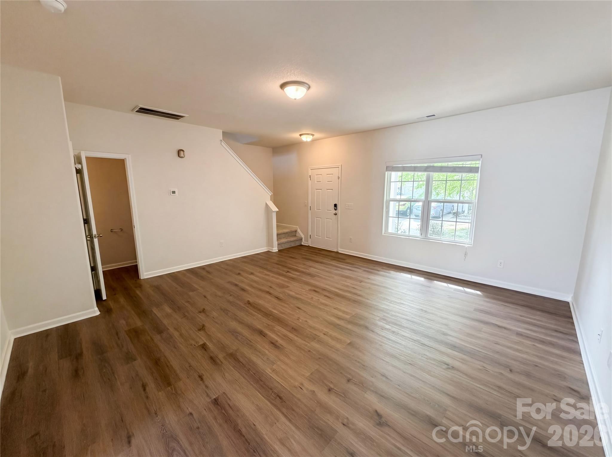 Photo 3 of 8321 Candlenut Lane, Charlotte, NC