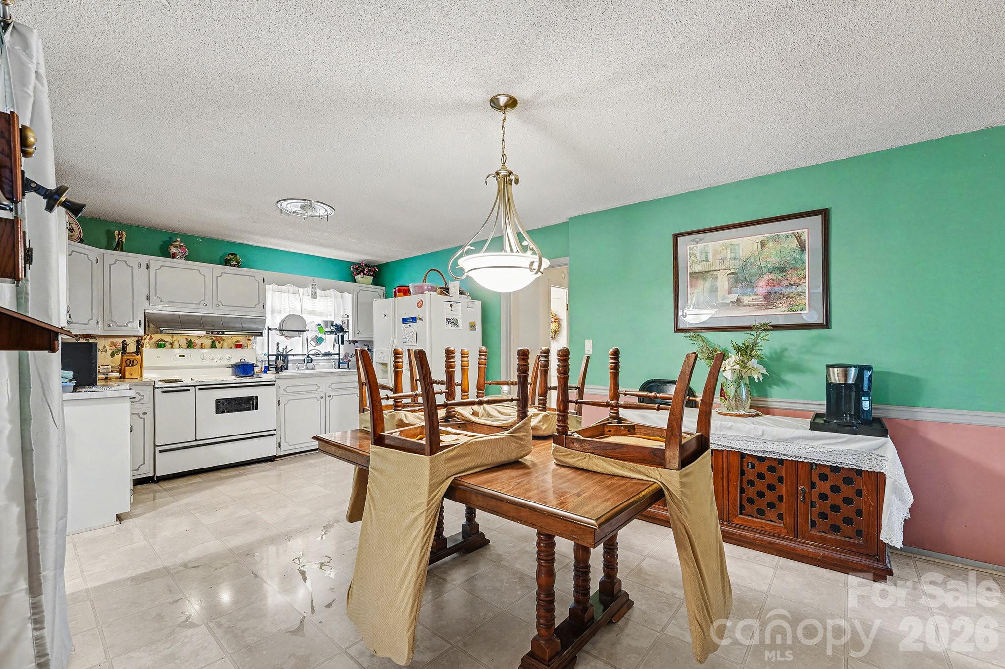 Photo 9 of 4206 Tipperary Place, Charlotte, NC