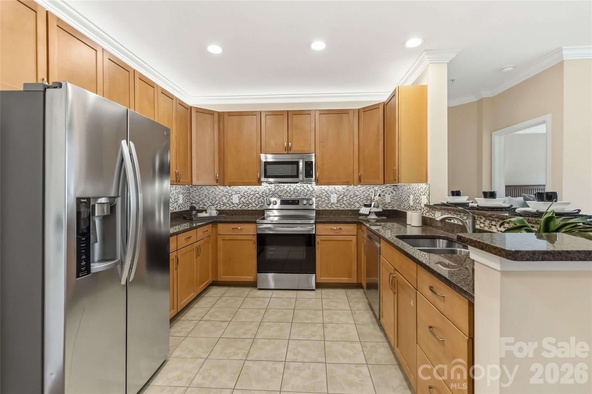 Photo 8 of 1000 E Woodlawn Road314, Charlotte, NC
