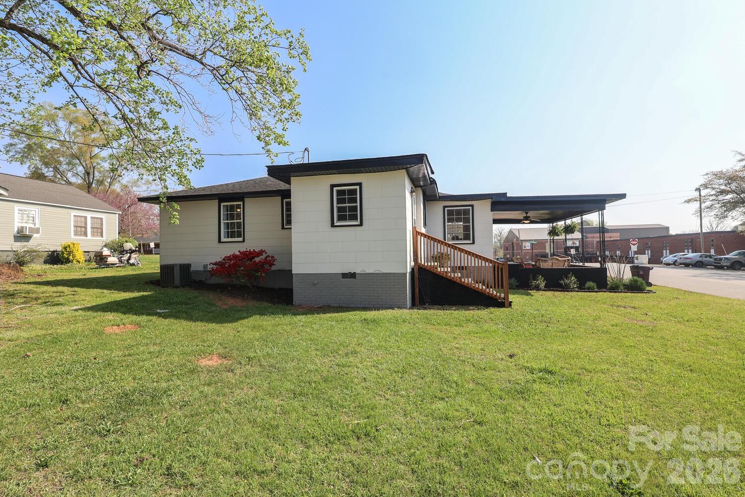 414 S Chester Street S, Blacksburg, SC - photo 36 of 40