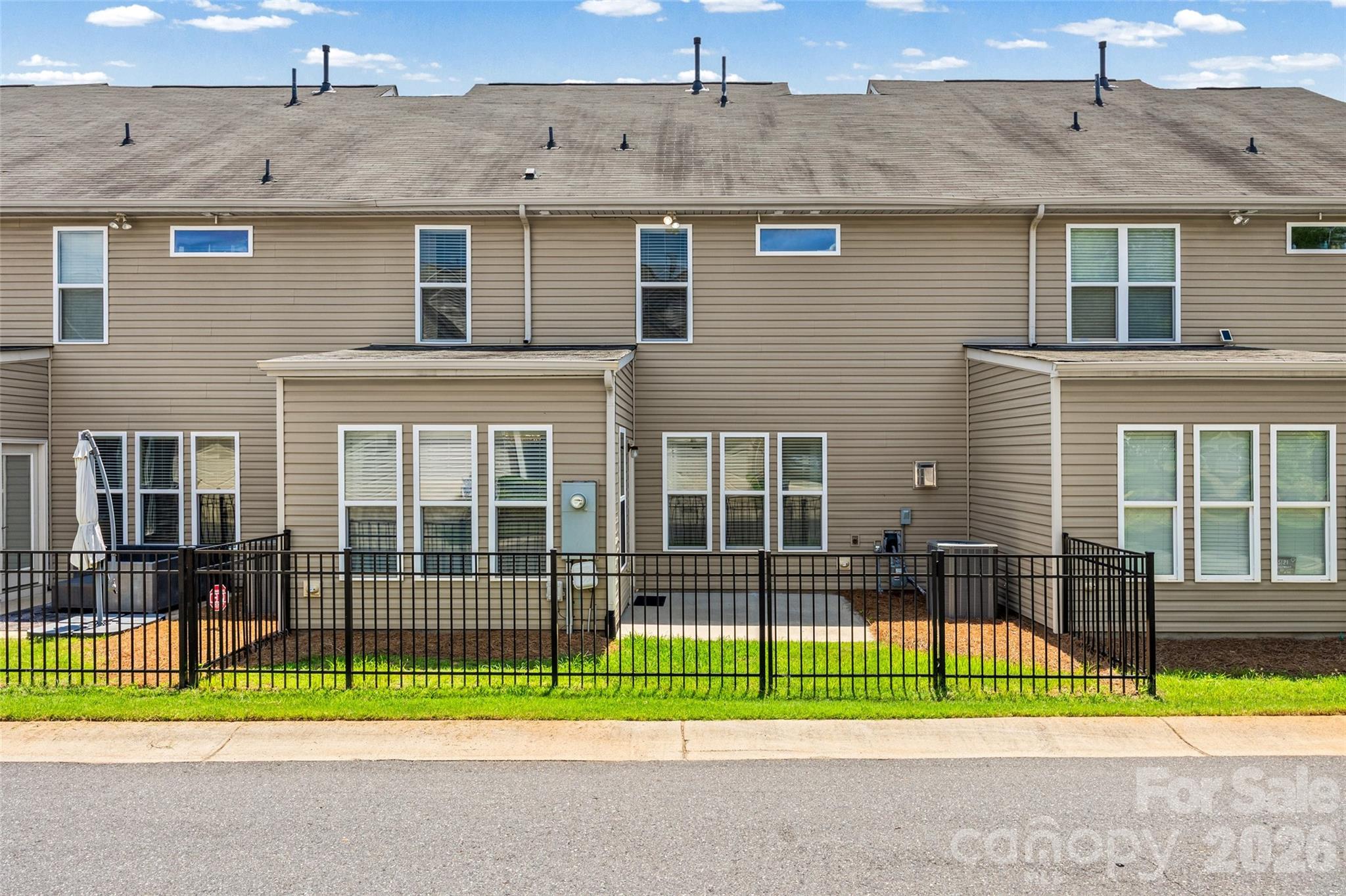 Photo 38 of 5125 Mount Clare Lane, Charlotte, NC