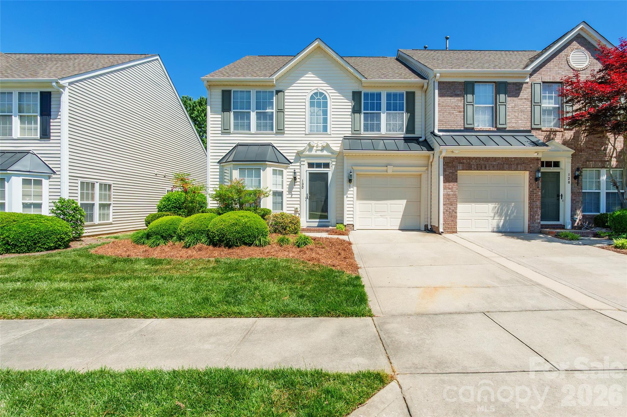 130 Autumn Falls Drive, Lake Wylie, SC - photo 2 of 33