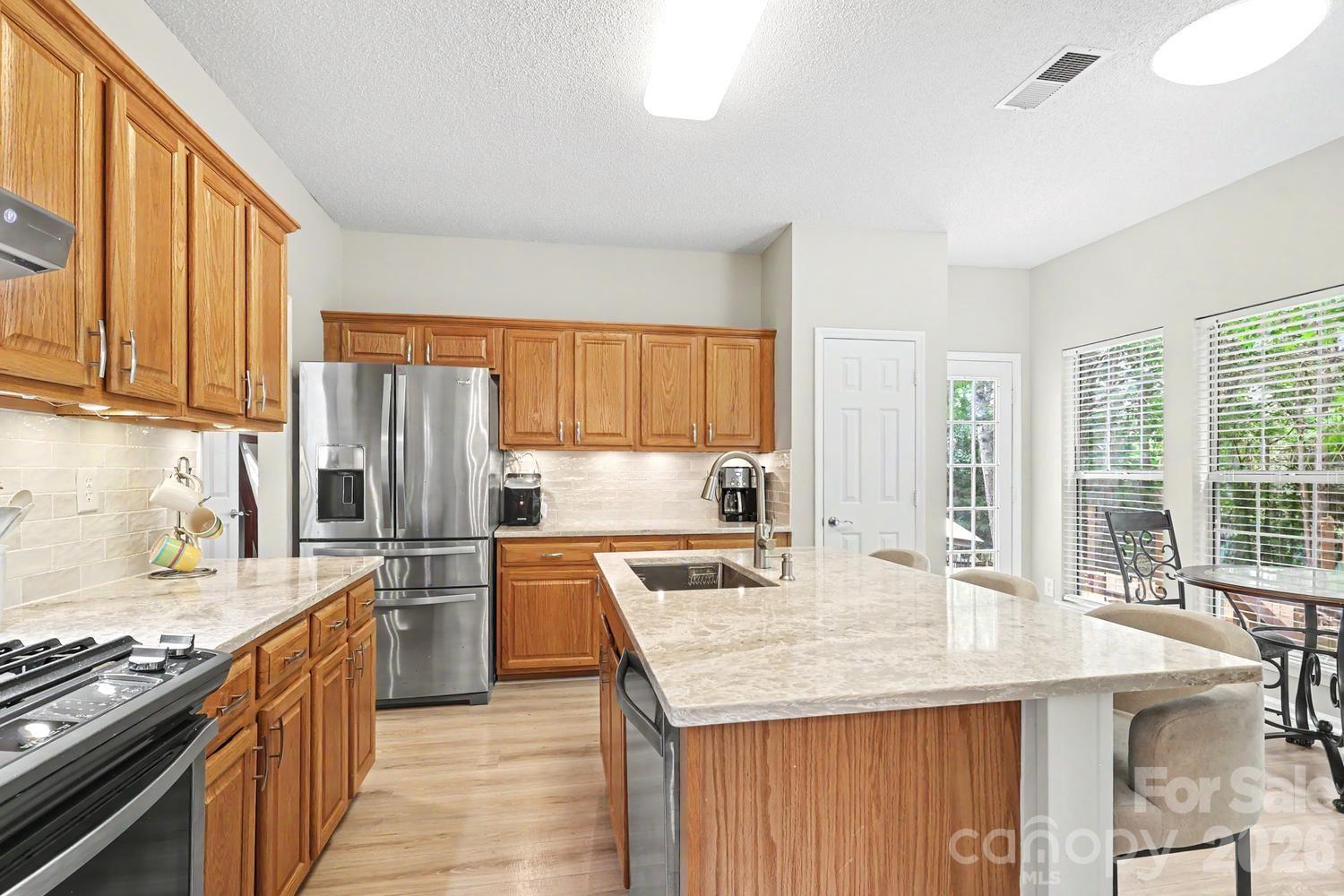 Photo 11 of 4710 Kirkgard Trail, Charlotte, NC