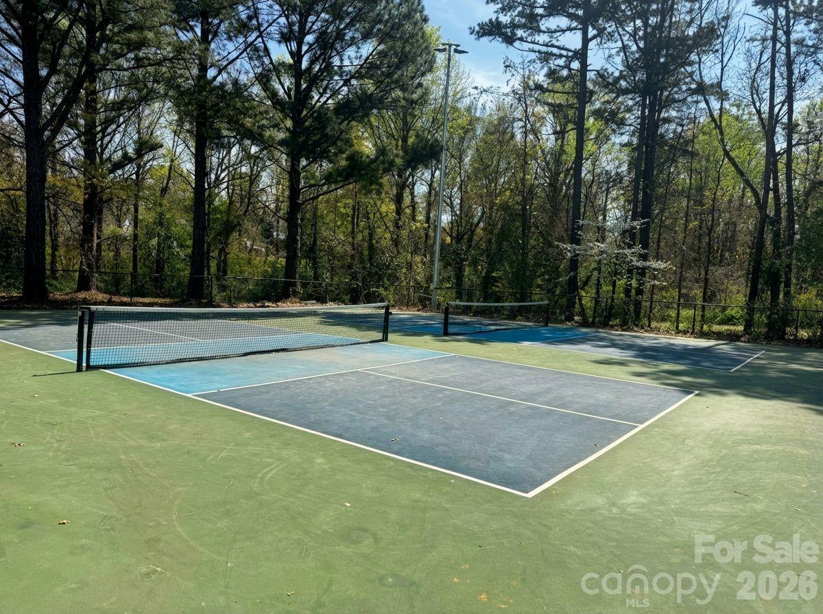 Photo 22 of 1423 Chelveston Drive, Charlotte, NC