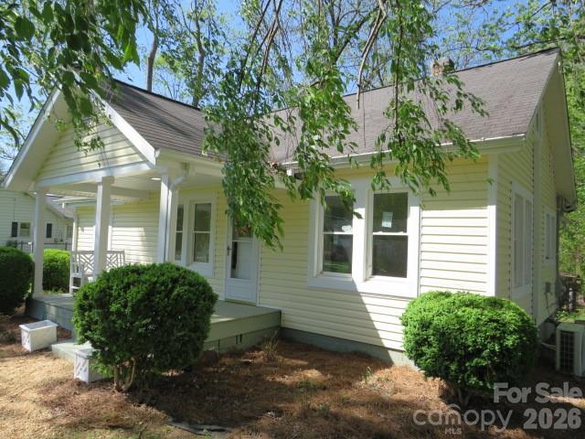 736 Country Club Drive, State Road, NC