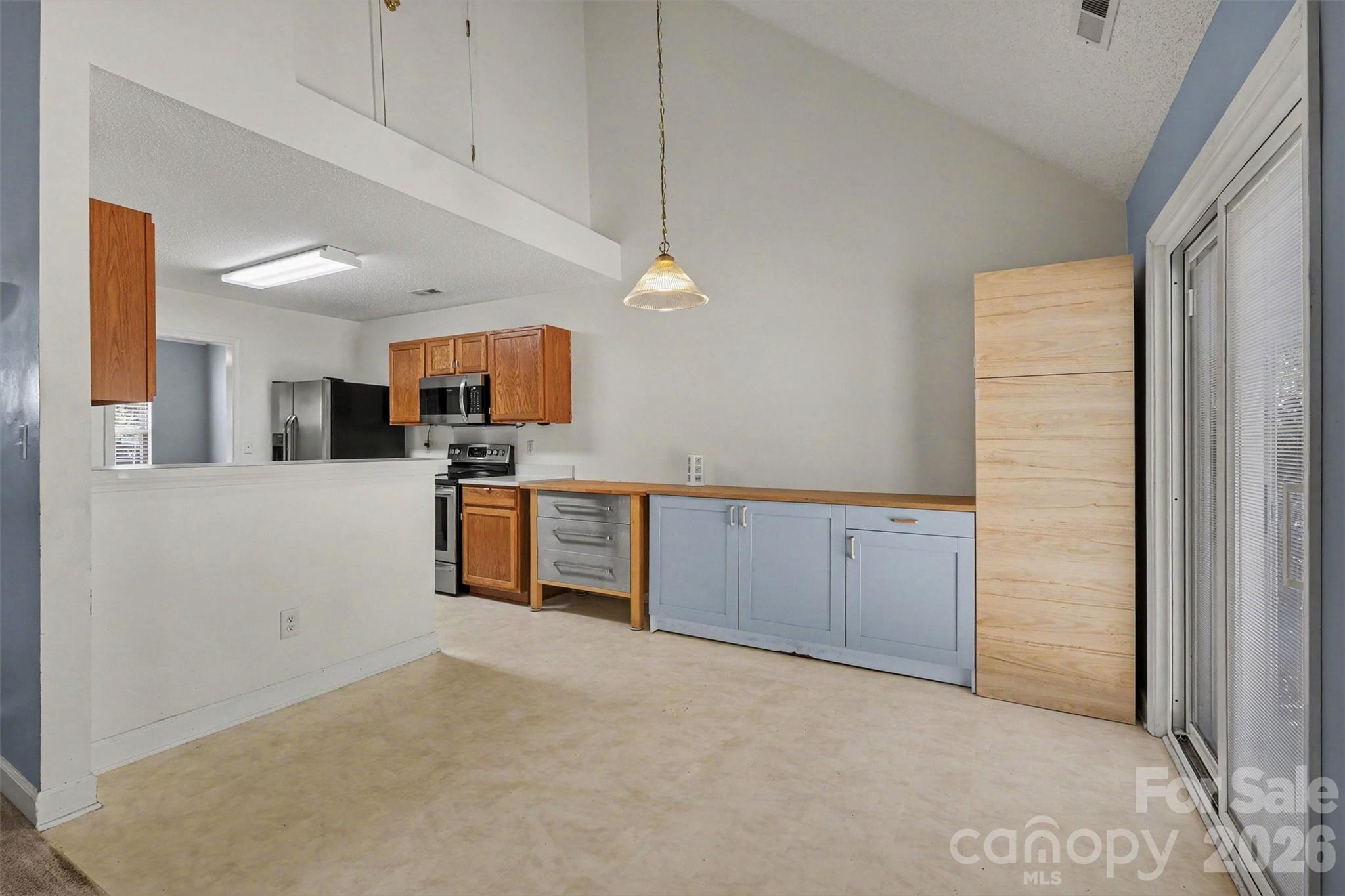 Photo 10 of 9229 Simonton Drive, Charlotte, NC