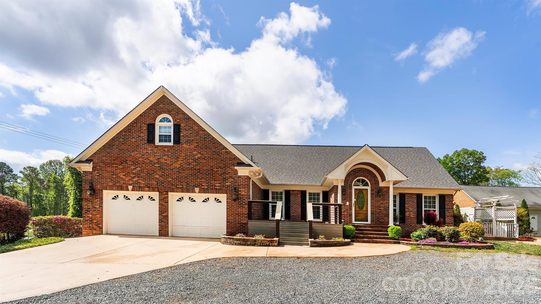 8219 Starnes Randall Road, Charlotte, NC
