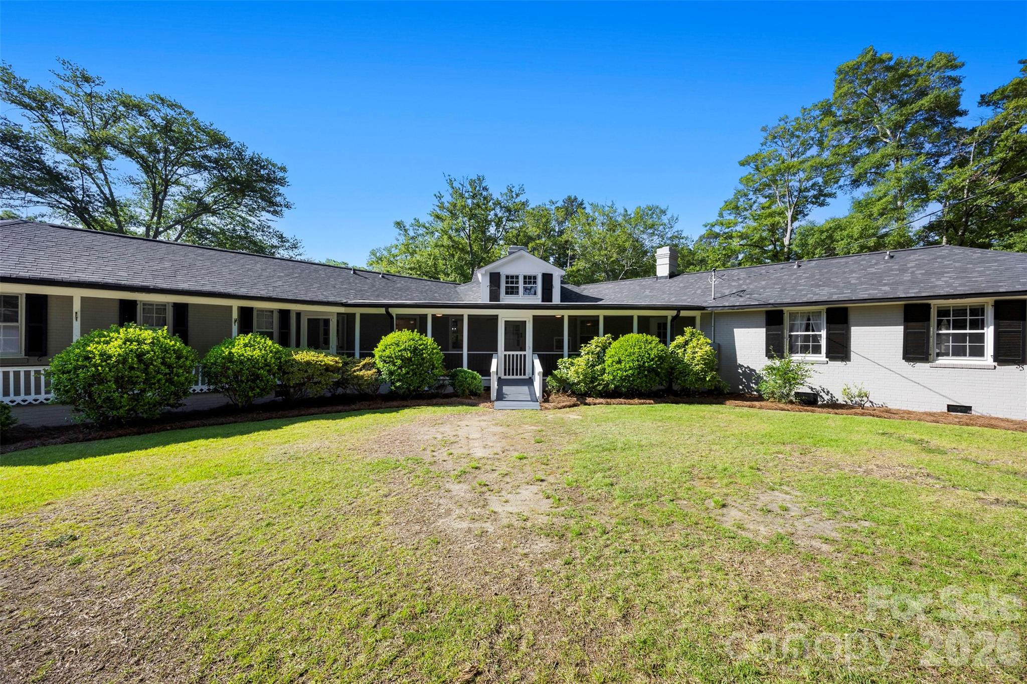 Photo 2 of 1314 Park Lane, Gastonia, NC