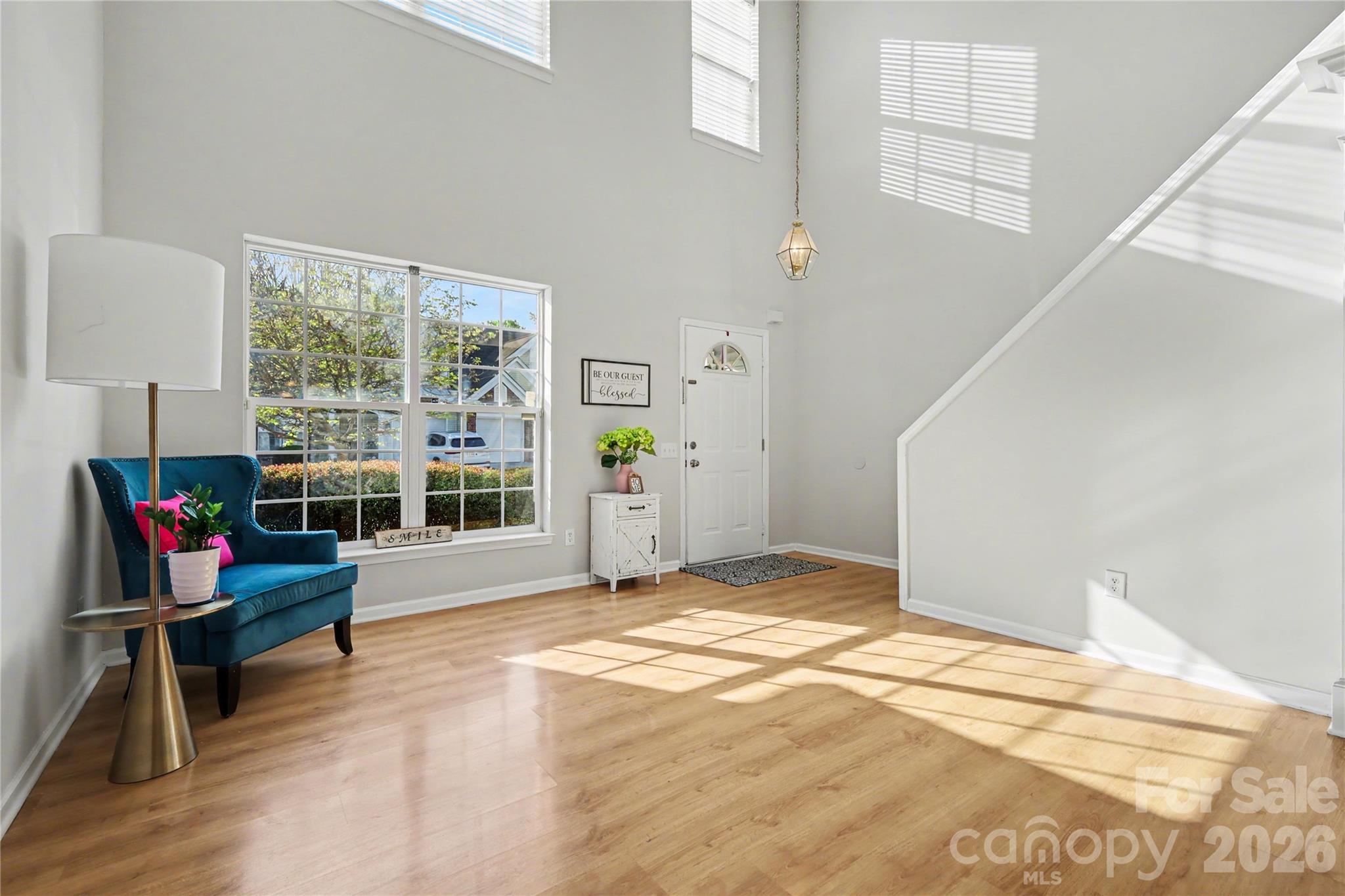 Photo 5 of 6930 Beverly Springs Drive, Charlotte, NC