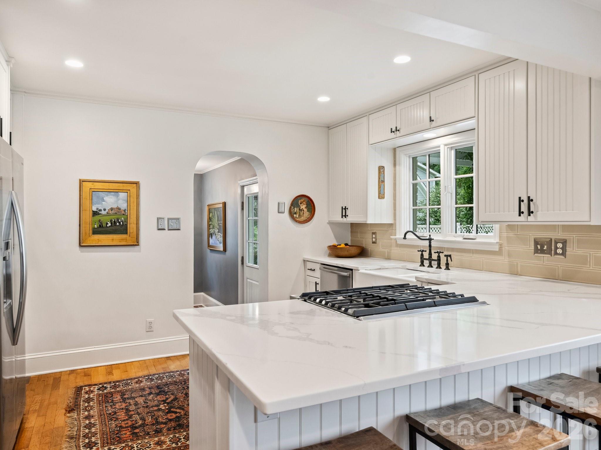 Photo 10 of 2126 Cumberland Avenue, Charlotte, NC