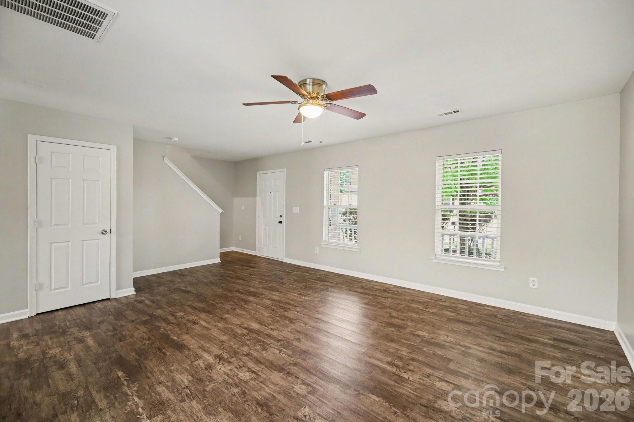 Photo 3 of 7916 Mcgarry Trail, Charlotte, NC