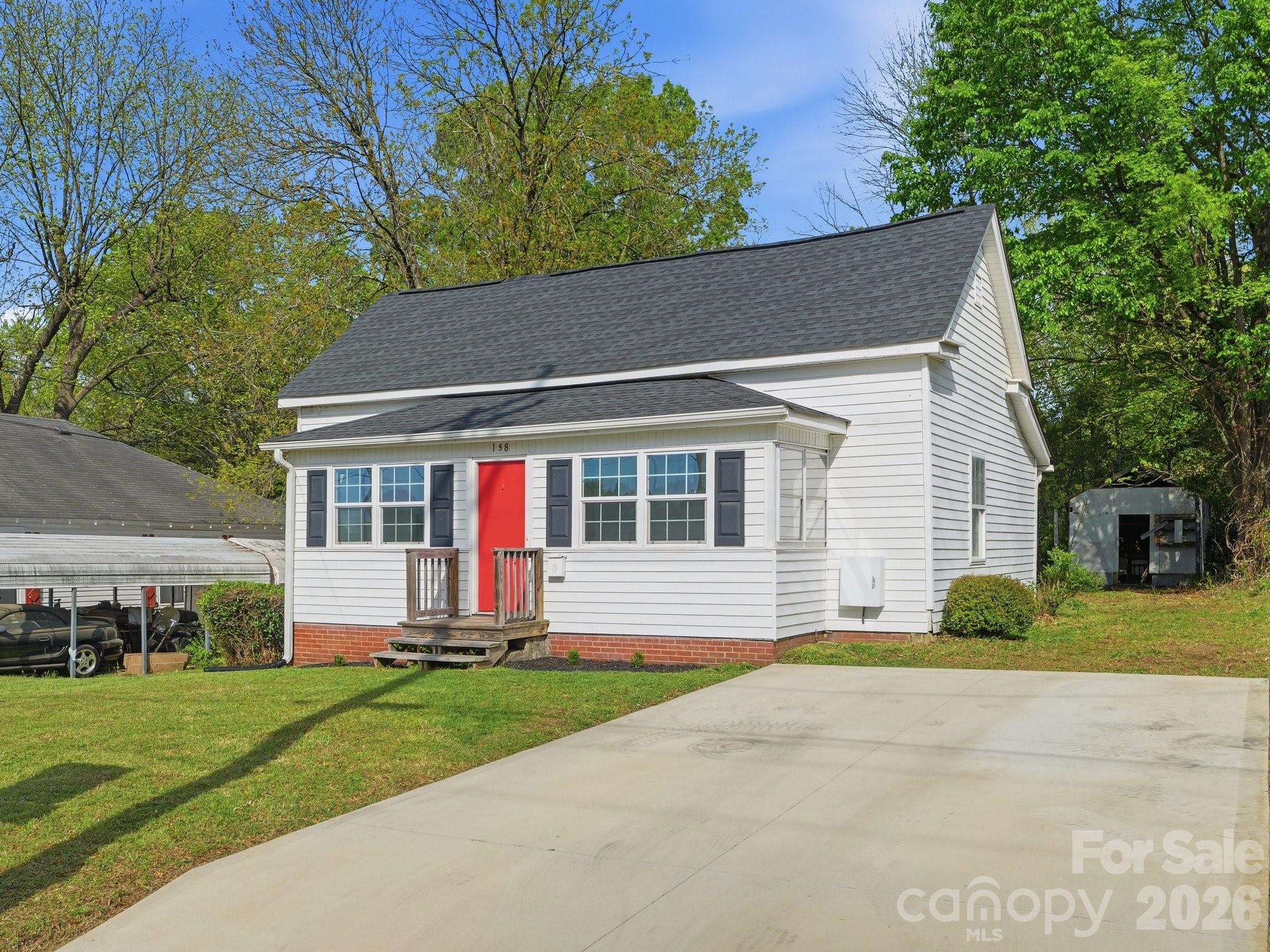 158 NW Academy Street, Concord, NC